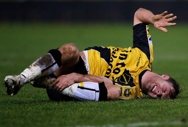 10 Most Gruesome Injuries in World Football | Bleacher Report 10 Most Gruesome Injuries in World Football | Bleacher Report