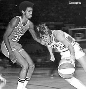 Fly Williams | Basketball association, Sports stars, Aba