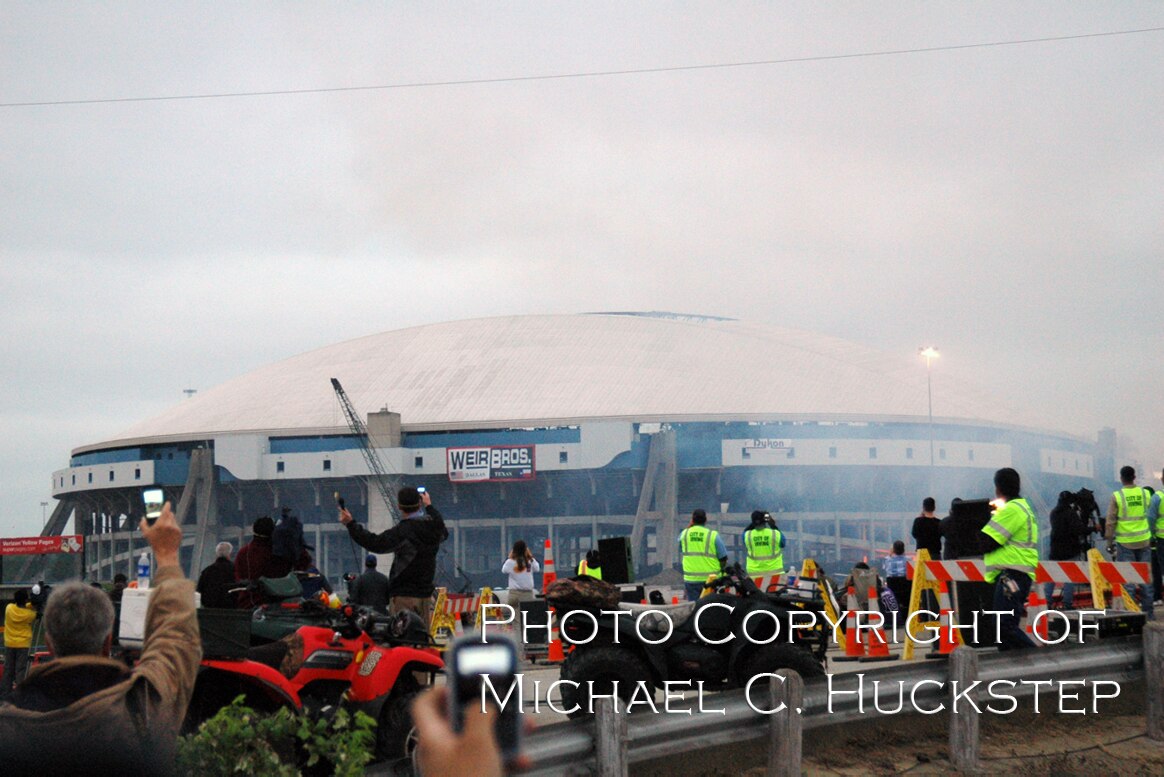 Bleacher Report's Exclusive Coverage of the Texas Stadium Implosion