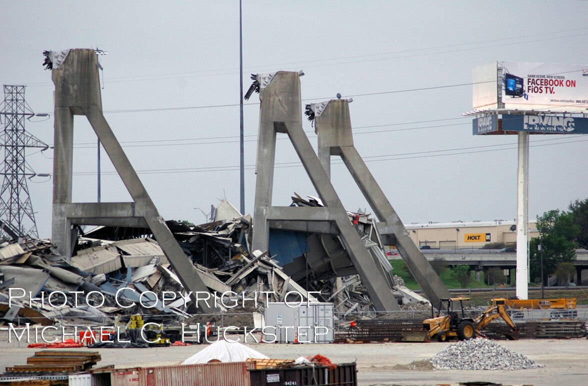 Bleacher Report's Exclusive Coverage of the Texas Stadium Implosion