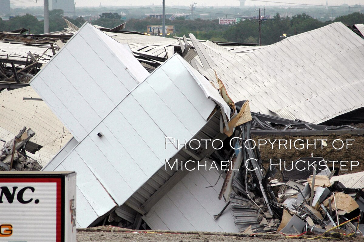 Bleacher Report's Exclusive Coverage of the Texas Stadium Implosion