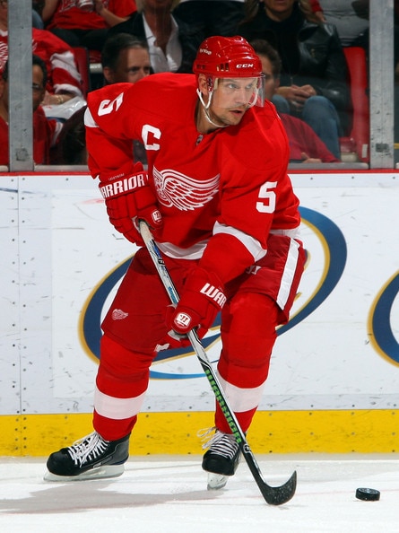 Stars On Ice: Ranking the Top 50 Skaters in the NHL
