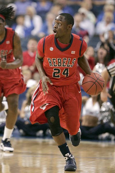 2010 NBA Mock Draft: Big Men the Big Story Early On