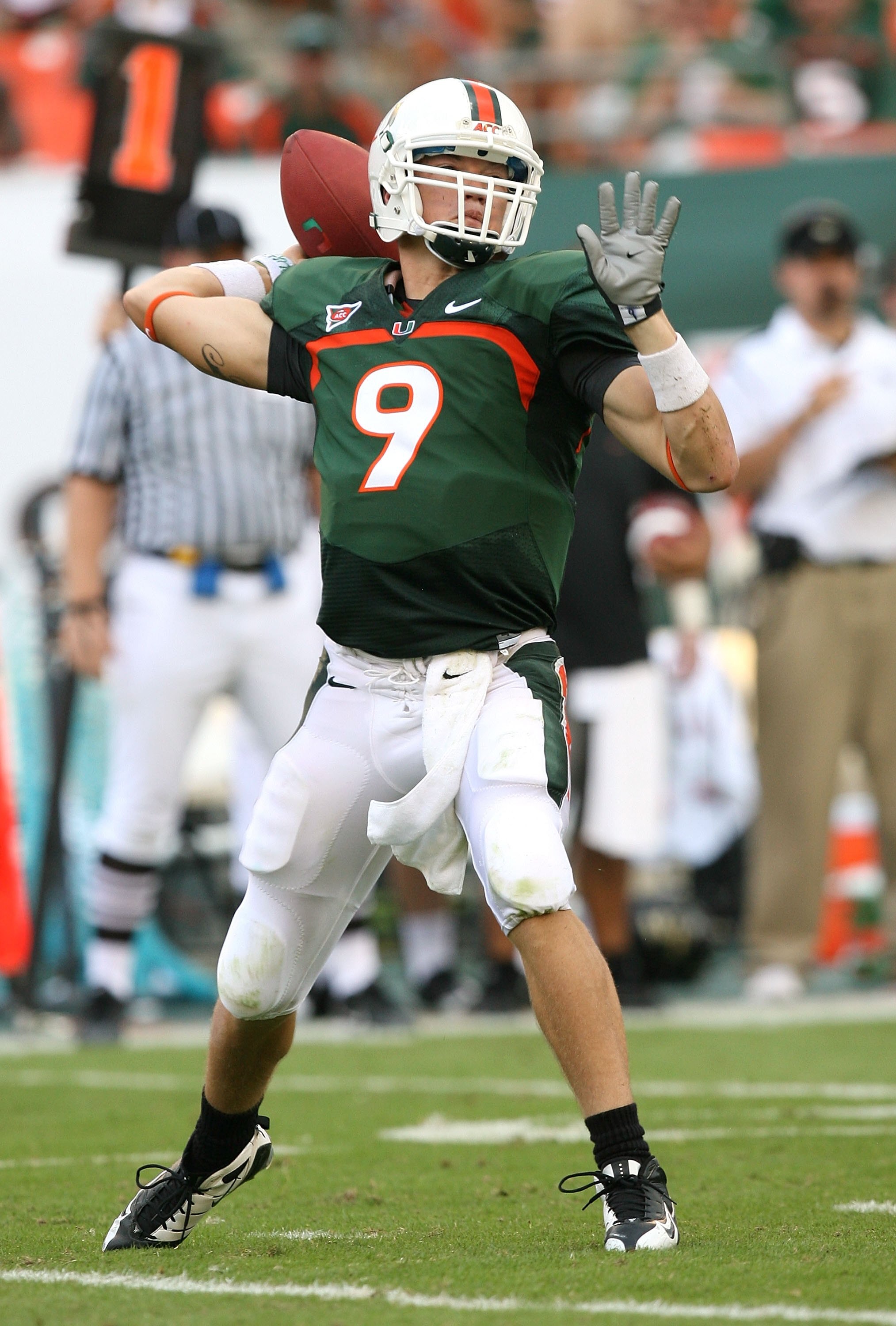 The Top 20 College Football Transfer Players To Watch in 2010