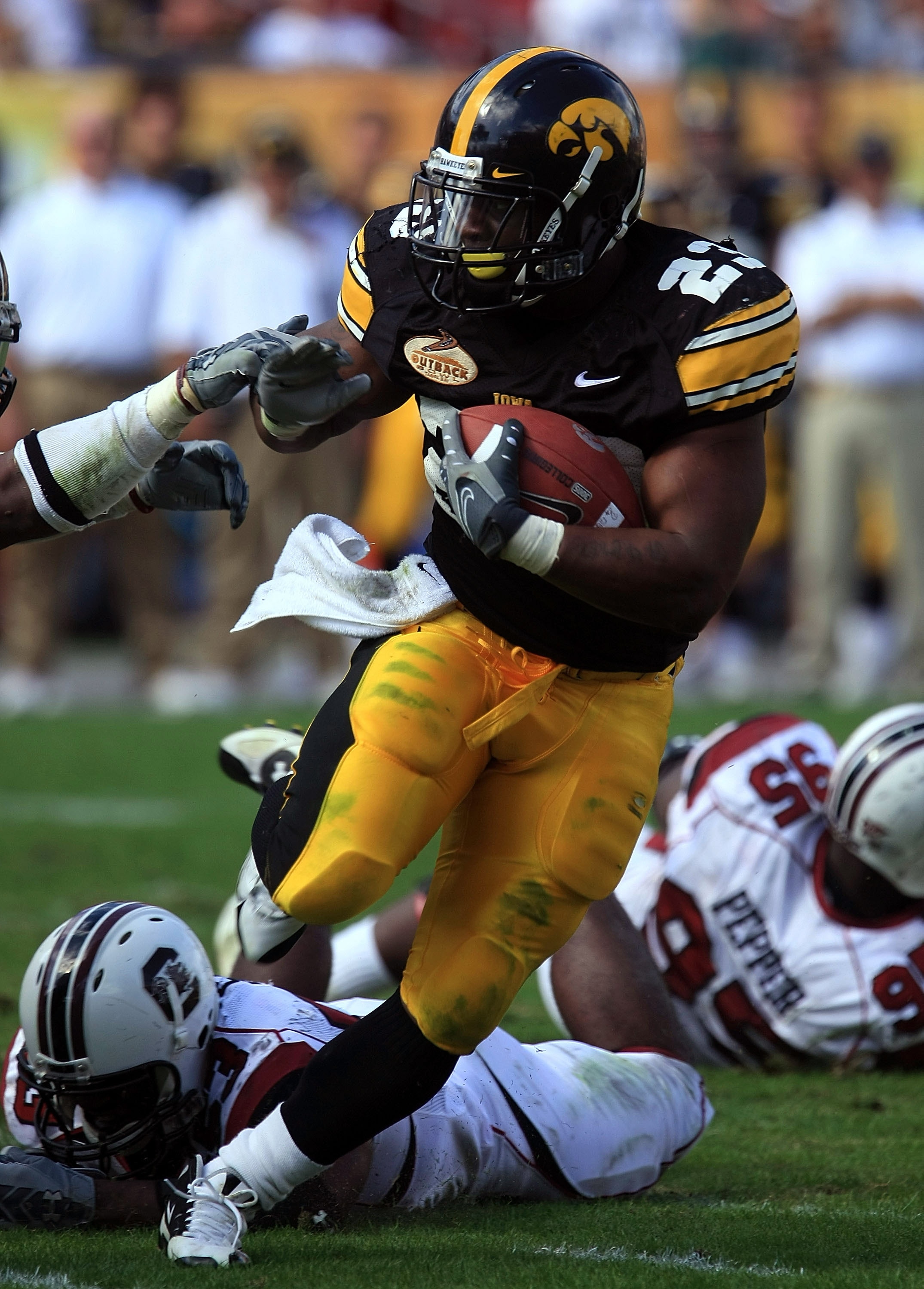 College Football Recruiting: Will RB Justice Hayes Commit to Notre Dame?
