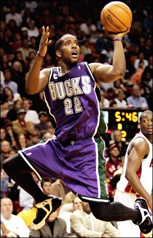 The Top 10 NBA Players Who Will Never Win a Ring