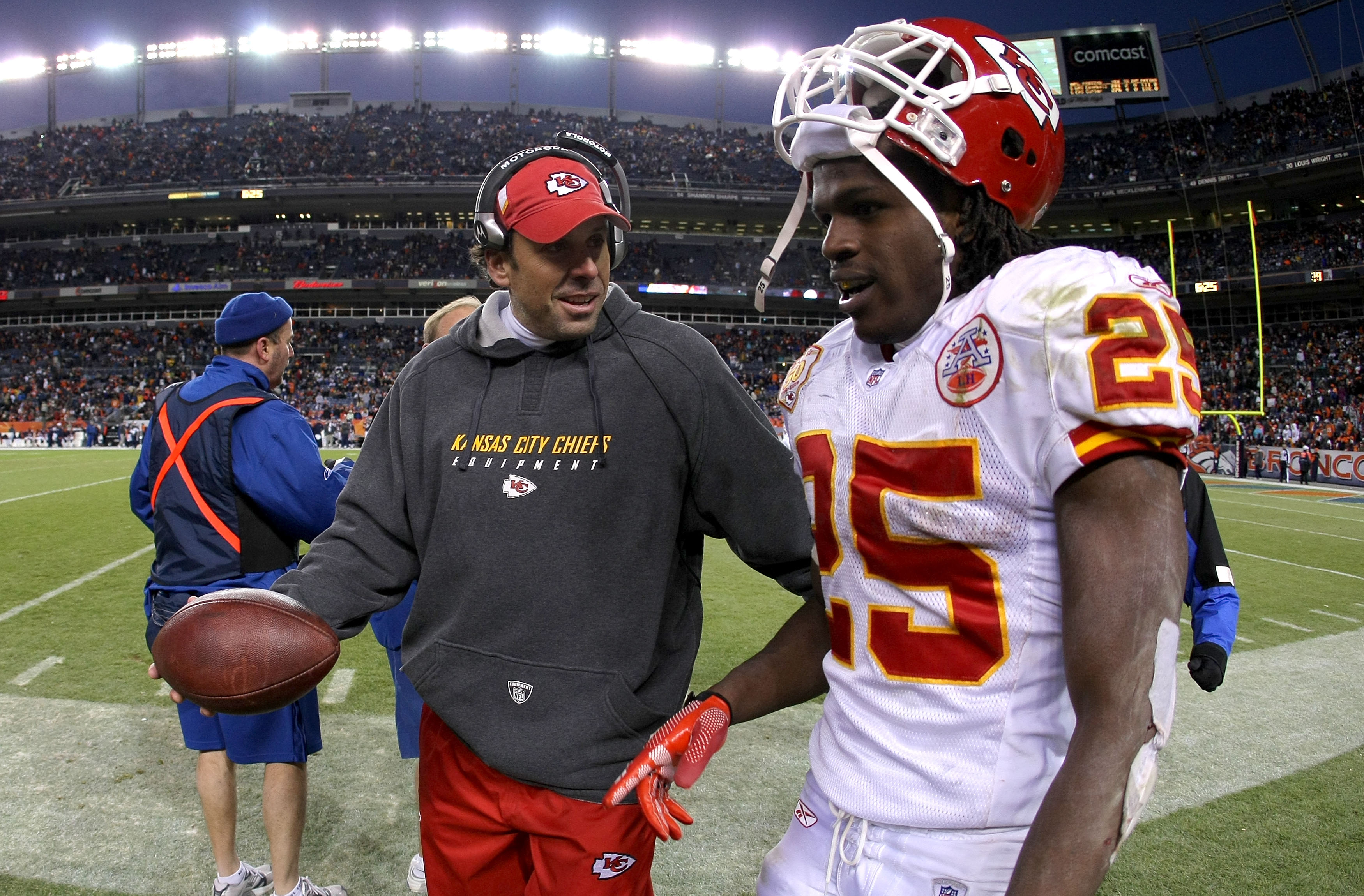 Kansas City Chiefs' First Depth Chart: Side-By-Side Comparison to Last Year