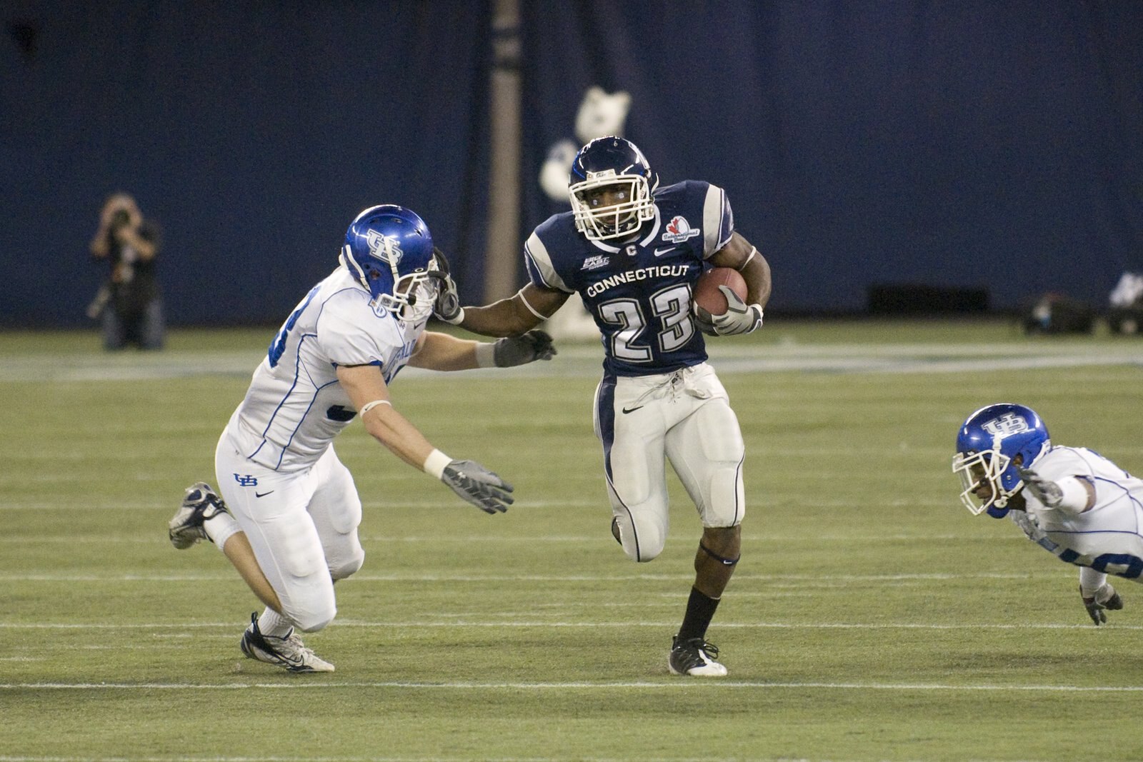 Ten NCAA Running Backs That Can't Be Lost to Injury