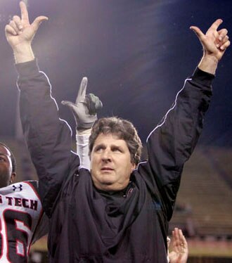 Mike Leach: 10 Most Ridiculous Things He’ll Say in the Booth This Fall ...