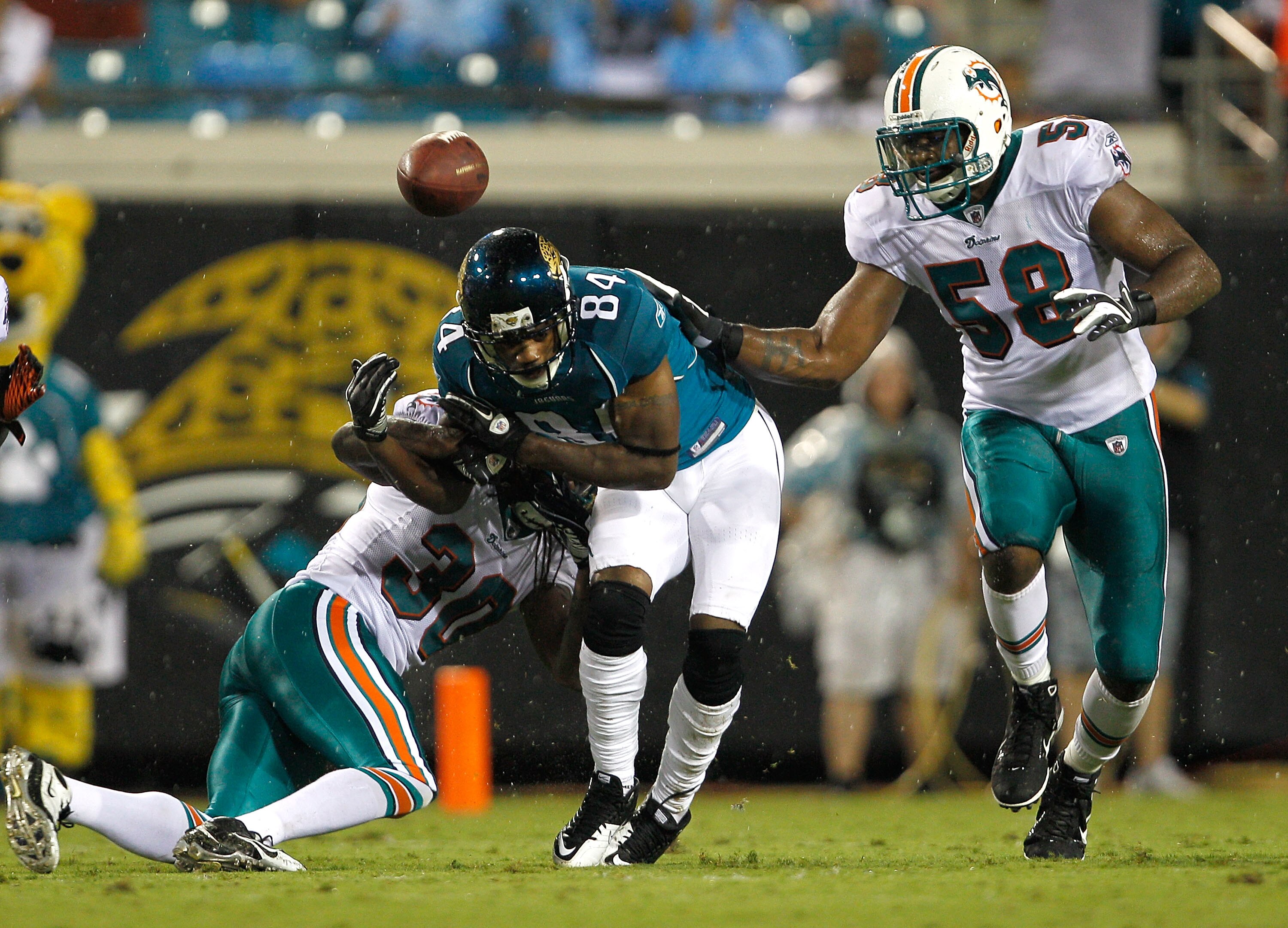 Jacksonville Jaguars 2010 Preseason: 13 Quick Observations Against ...