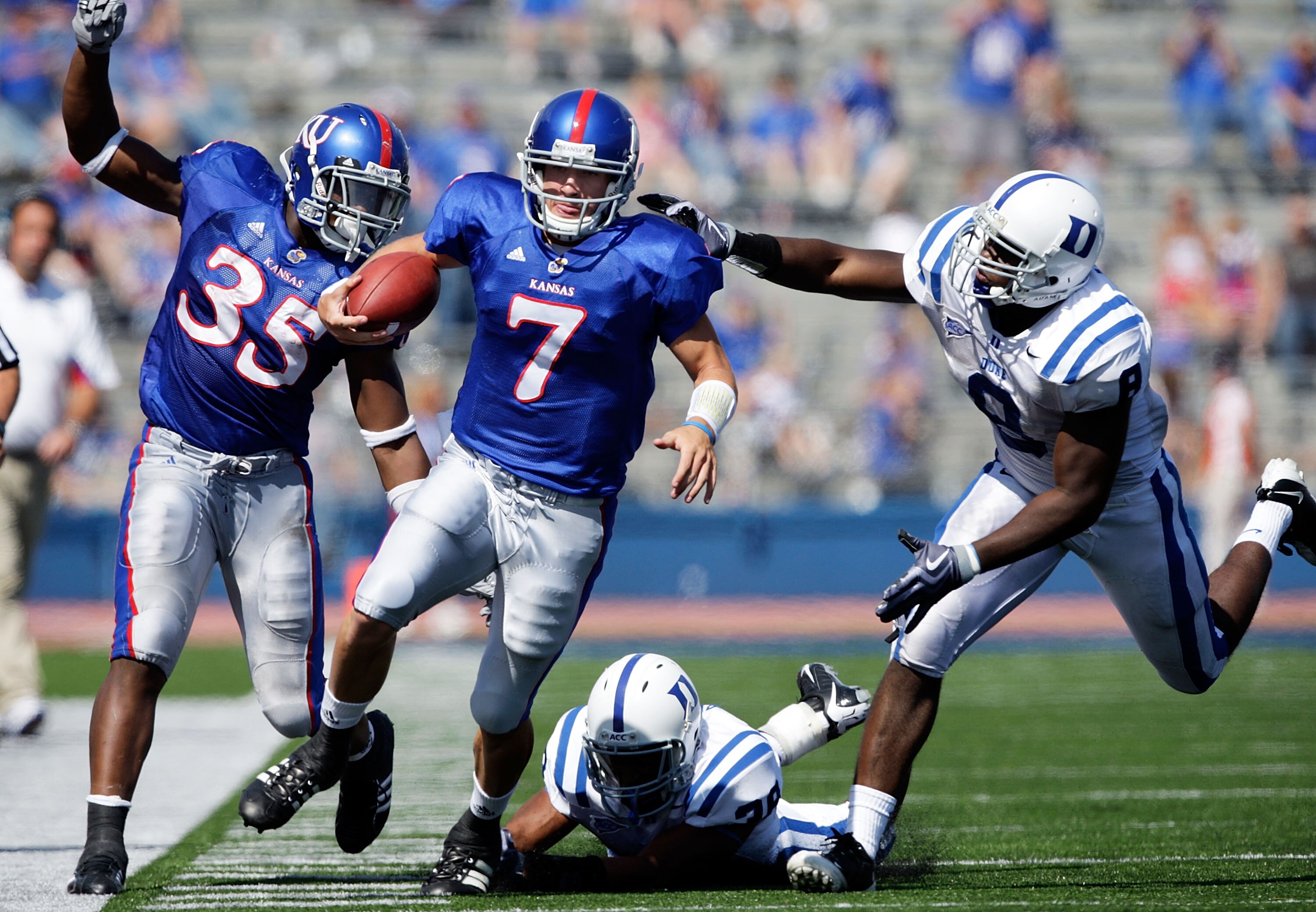 2010 CFB Predictions: Ranking the Big 12's Starting Quarterbacks