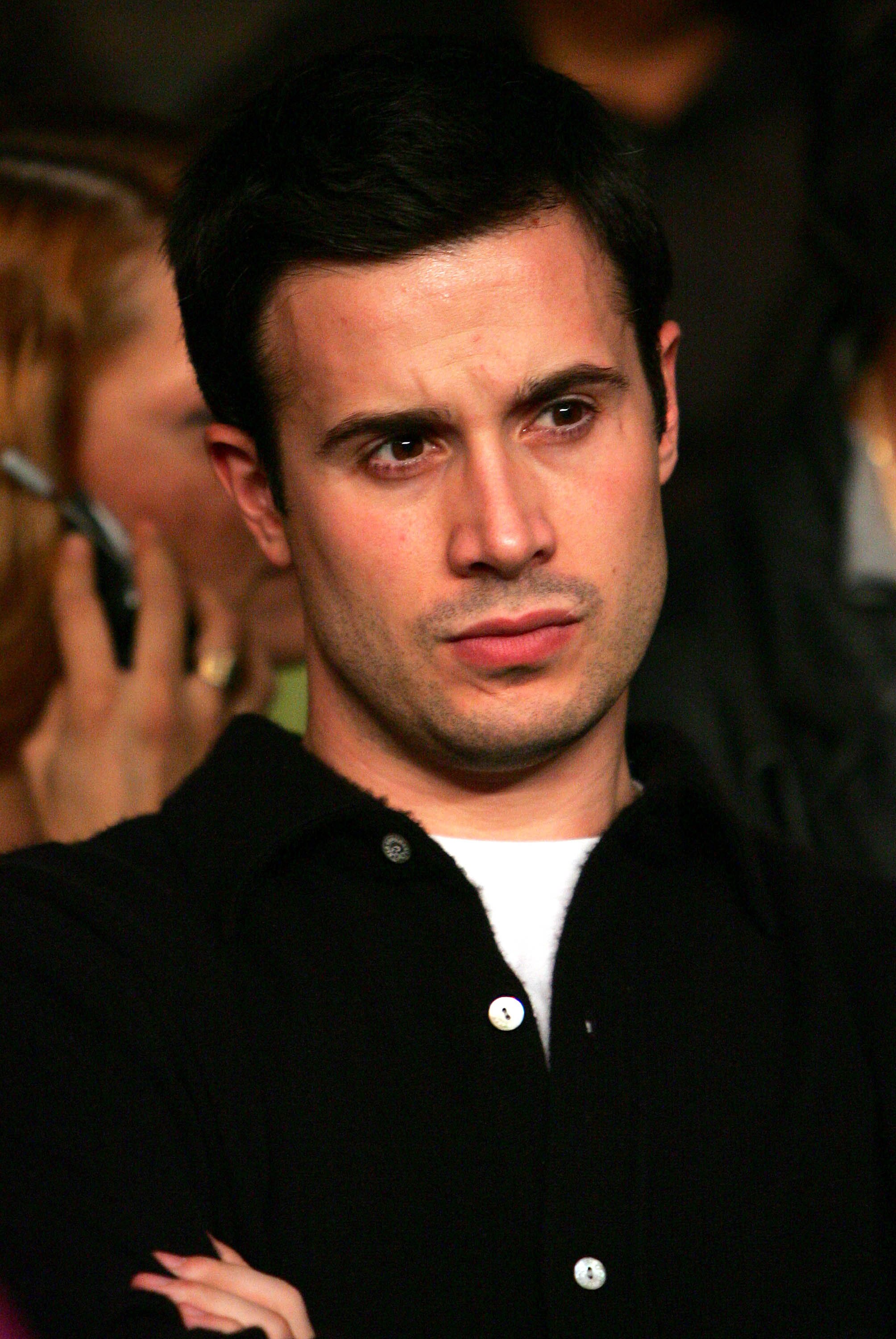 Kenya Reeves's Instagram, Twitter & Facebook on IDCrawl