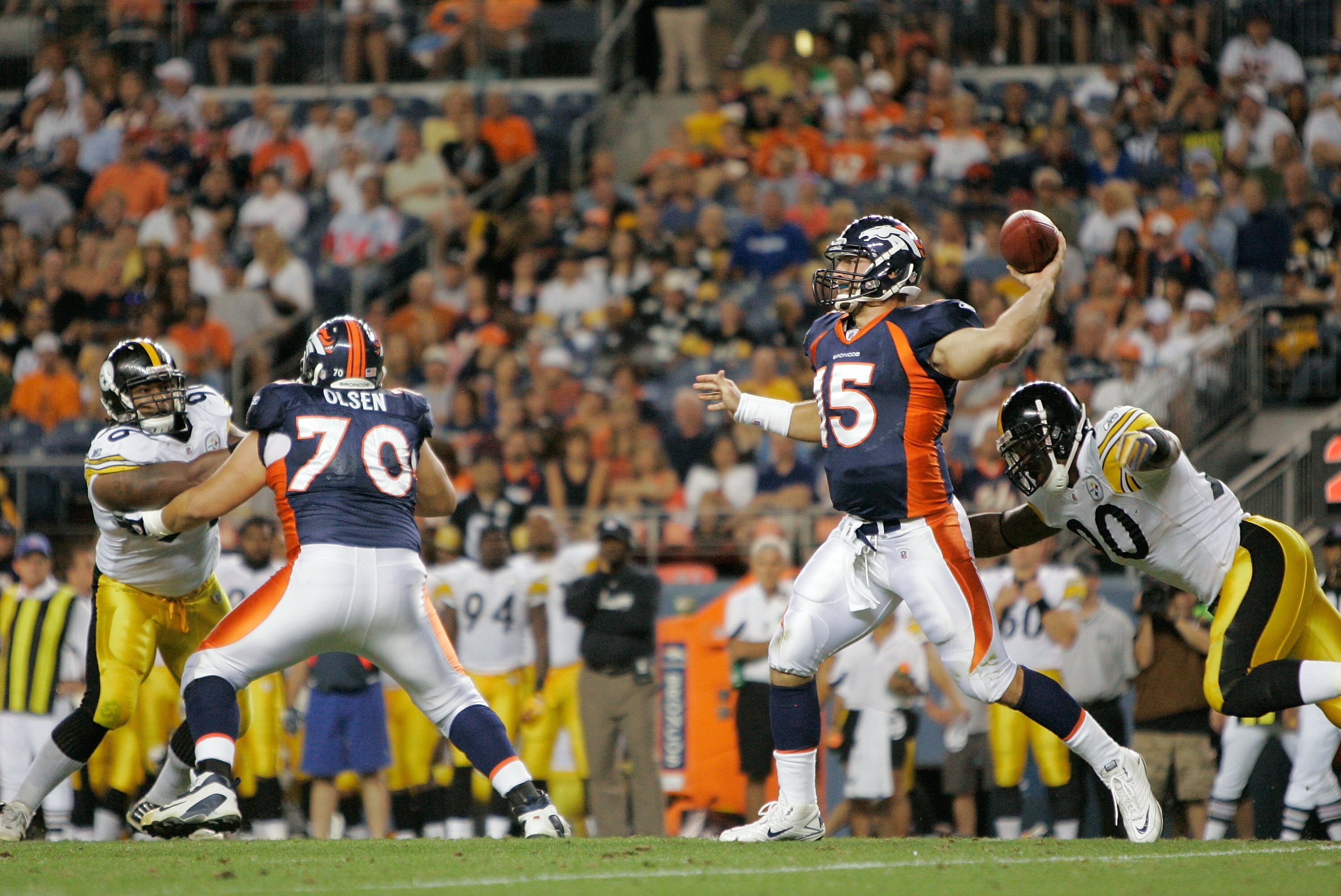 Tim Tebow: Grading His Return To Denver Broncos QB After the Rib Injury