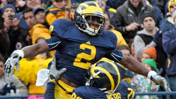 6 Reasons The Michigan Wolverines Will Score 30+ Points Vs The UConn ...