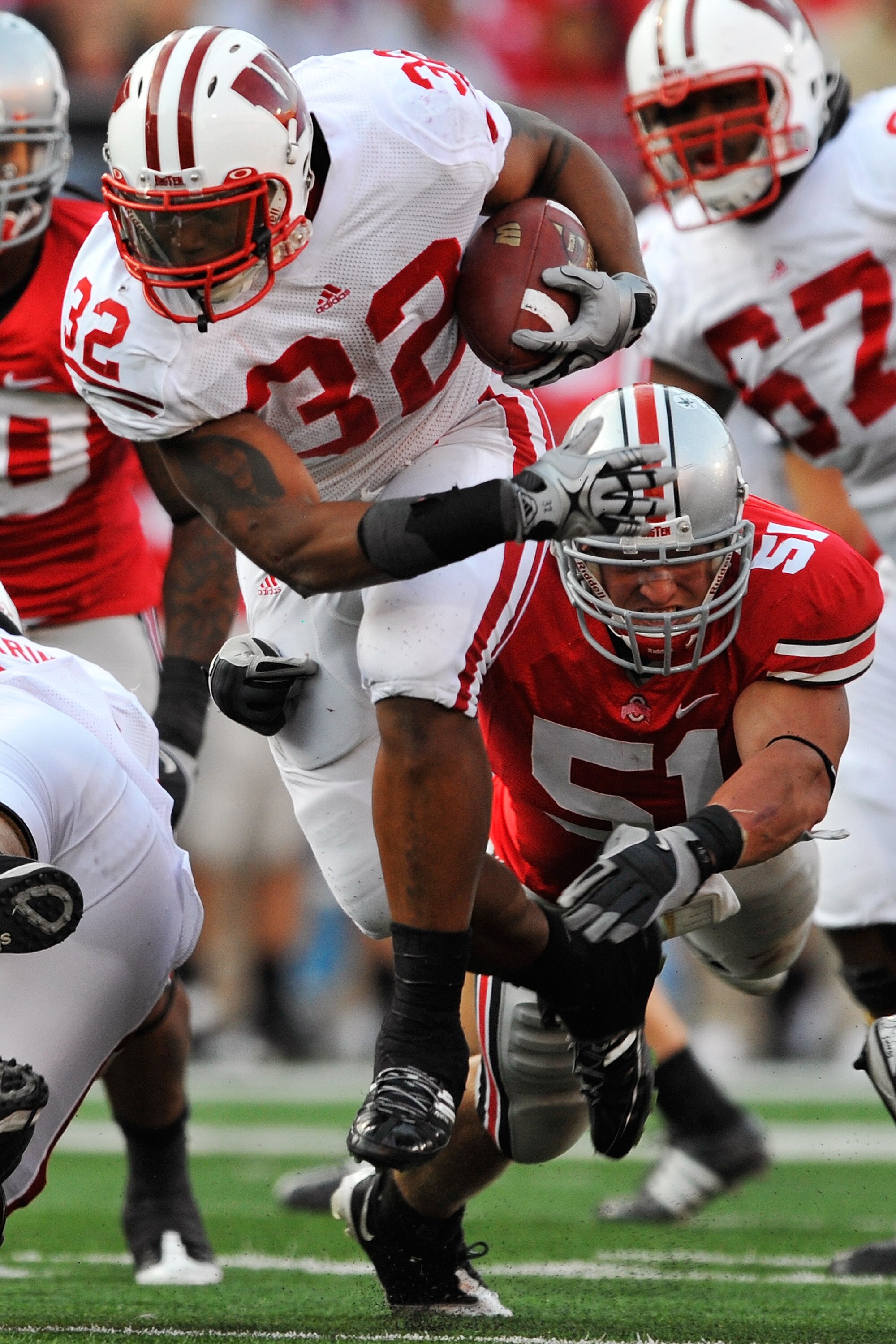 Six Reasons Why Wisconsin's John Clay Will Win the Heisman