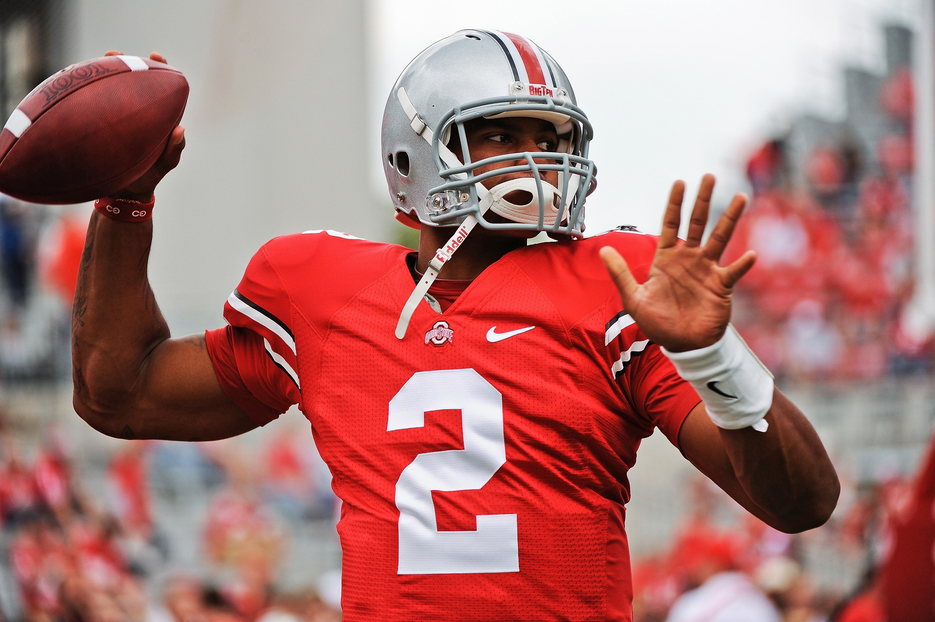 Heisman Trophy Watch: Denard Robinson, Jake Locker, Terrelle Pryor Lead ...