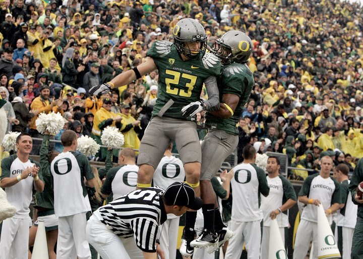 College Football: Oregon Ducks Off and Running, Out Of Conference ...