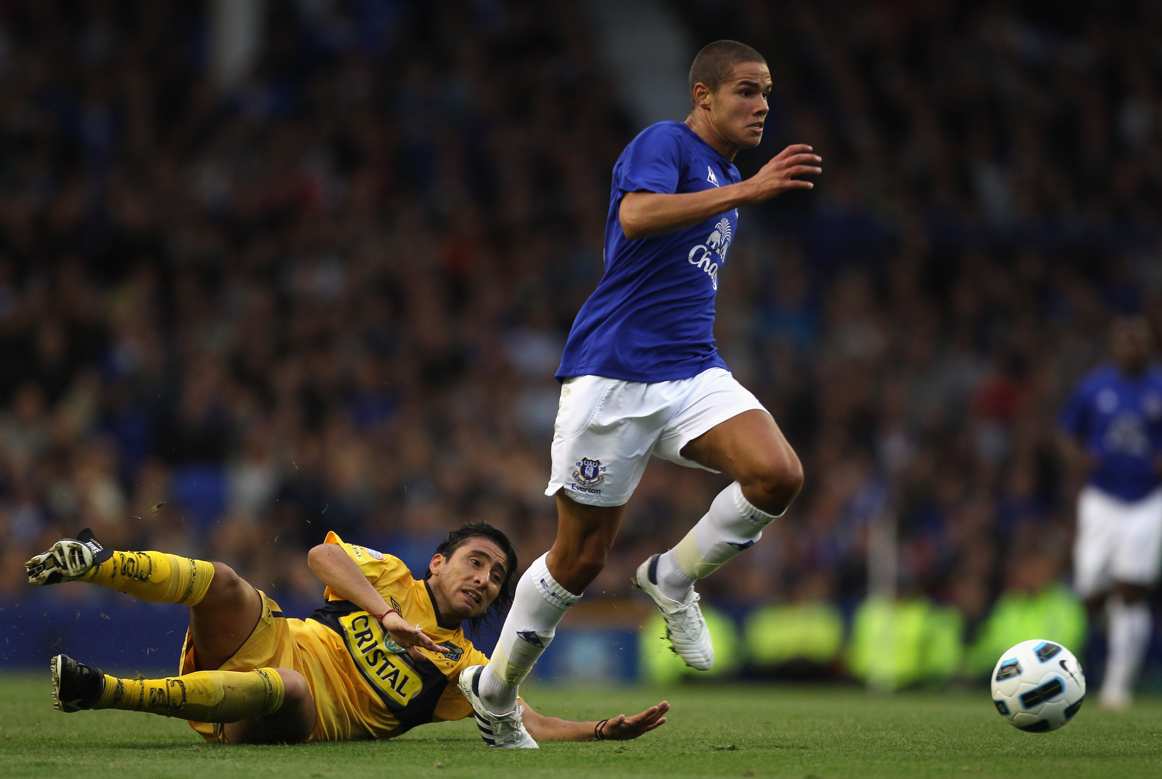 Manchester United: 5 Players Sir Alex Must Target In January