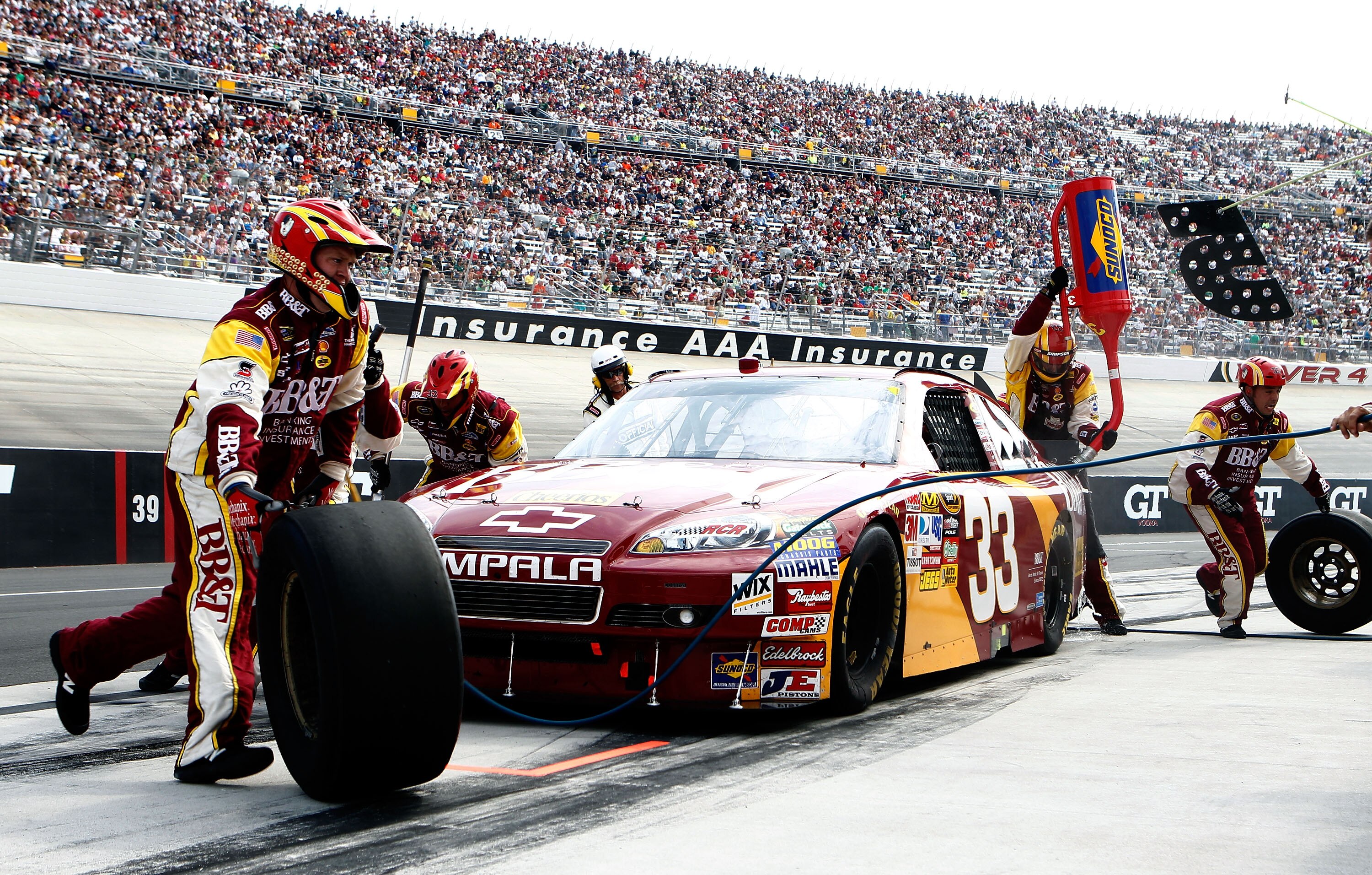 NASCAR Sprint Cup Power Rankings: Chasers Looking For Ruby Slippers In ...