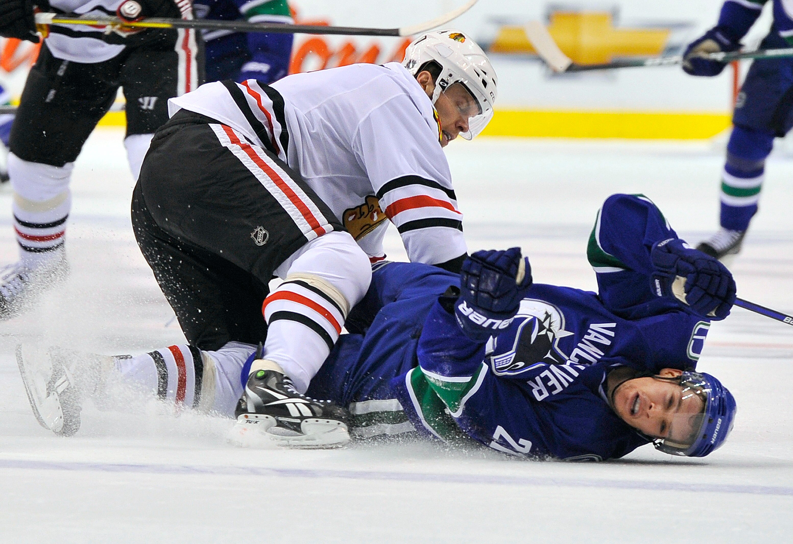 Chicago Blackhawks Will See Familiar Faces Return in 2010