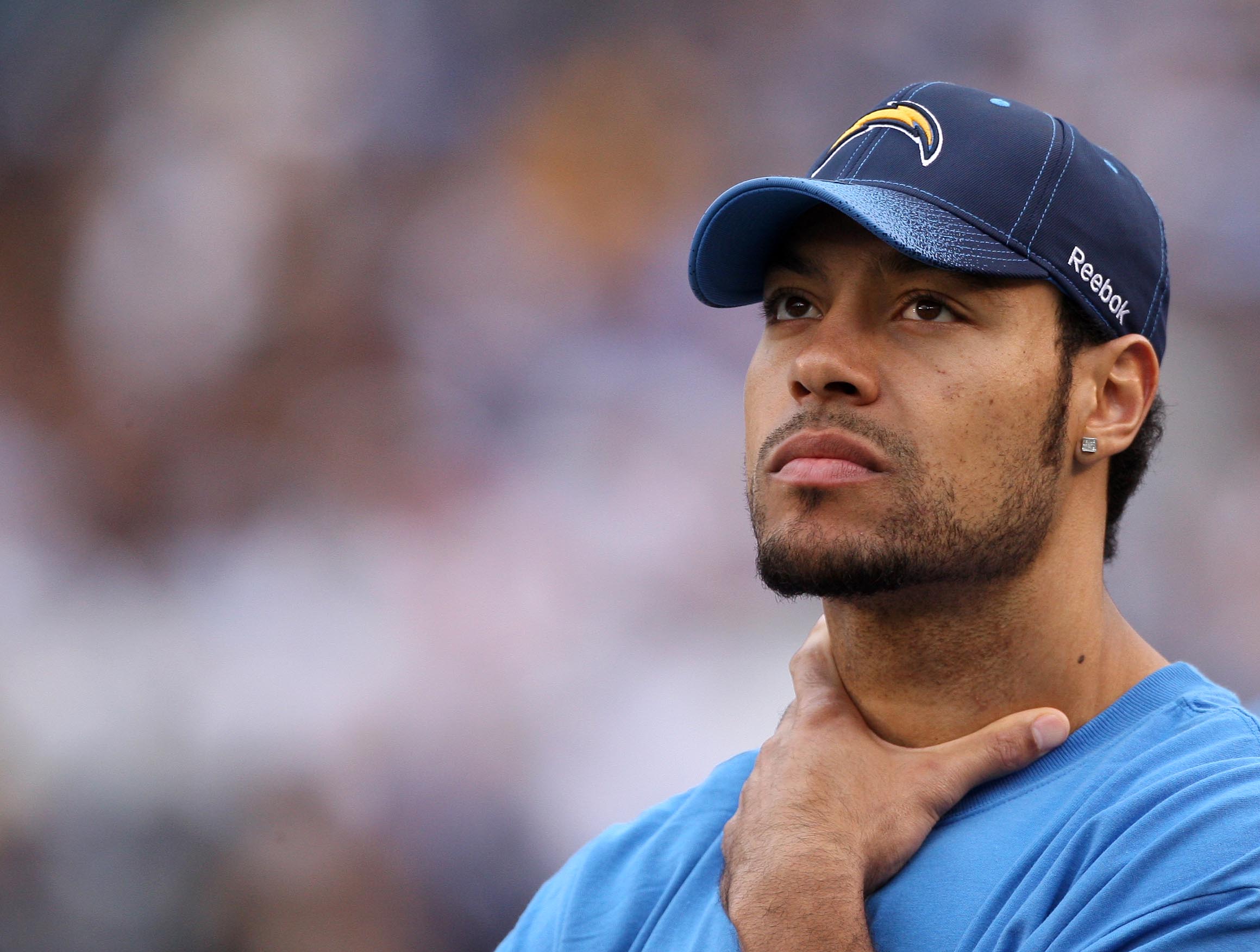 Vincent Jackson: Are the Patriots the Team To Beat in the Trade Market?