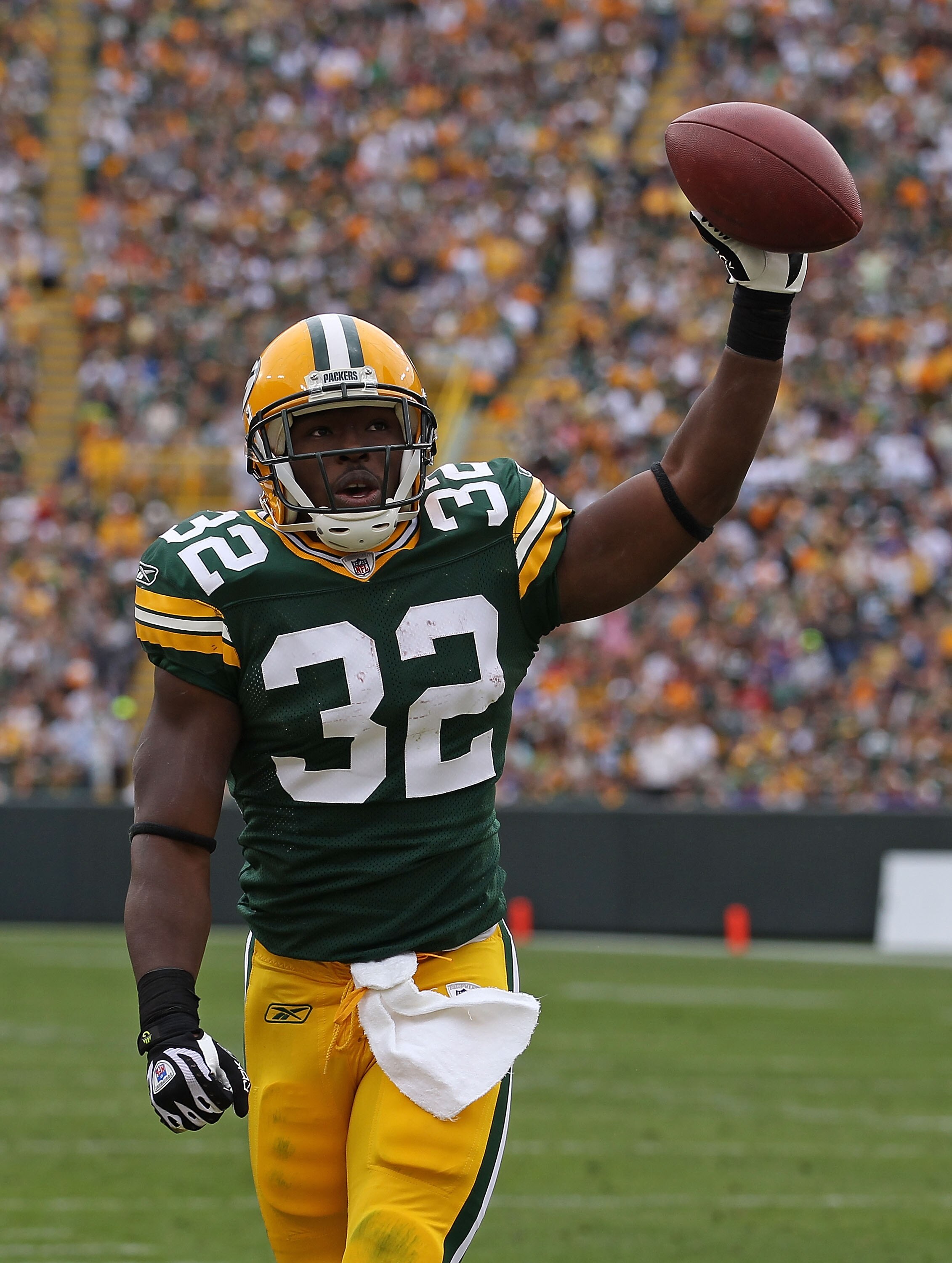 Fantasy Football Week 6: 15 Players You Need to Pick Up Right Now