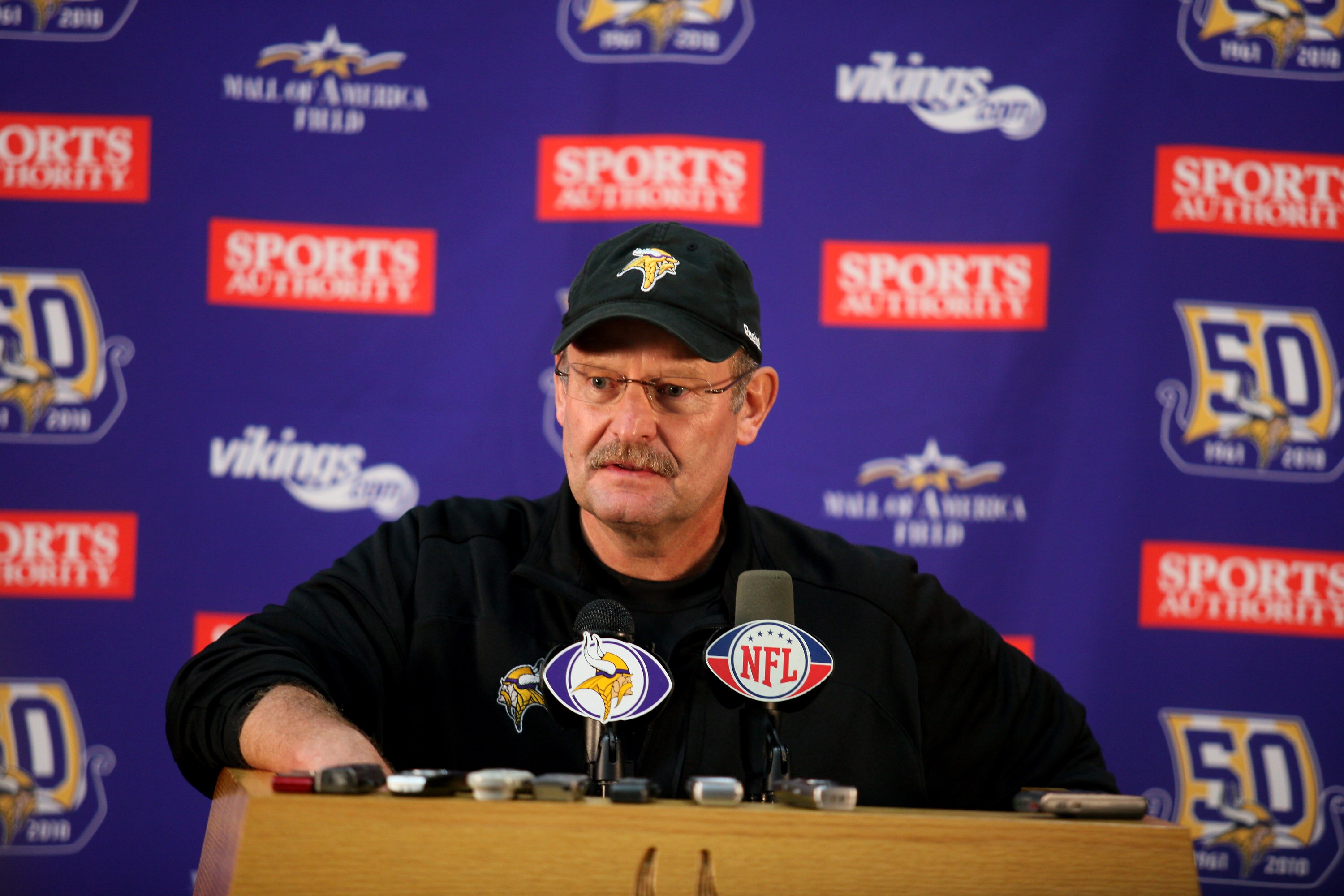 Brett Favre and The Top 5 Reasons Why Brad Childress Will Be Fired This ...