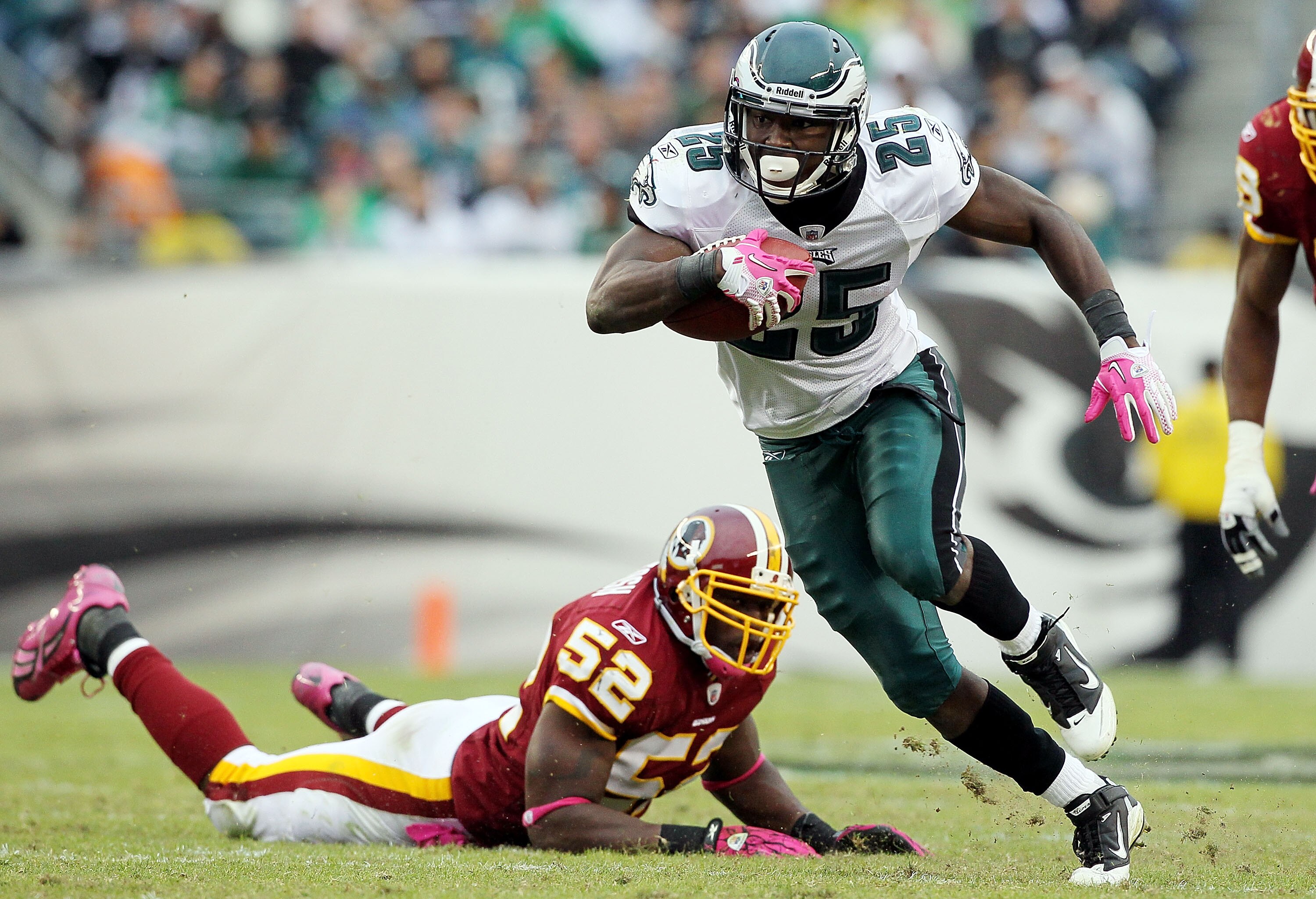 Jerome Harrison Traded to the Philadelphia Eagles: Fastest Offense in ...