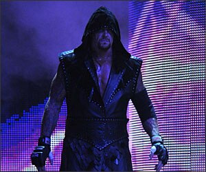WWE Bragging Rights Preview: 10 Reasons Kane Will Beat the Undertaker