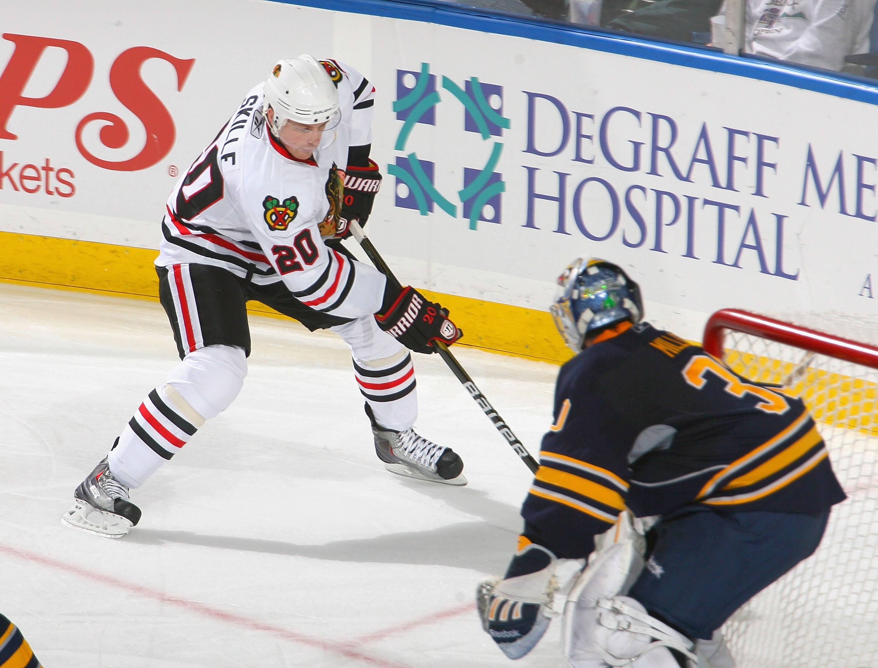 Chicago Blackhawks: New Players Find Themselves Replacing the Departed