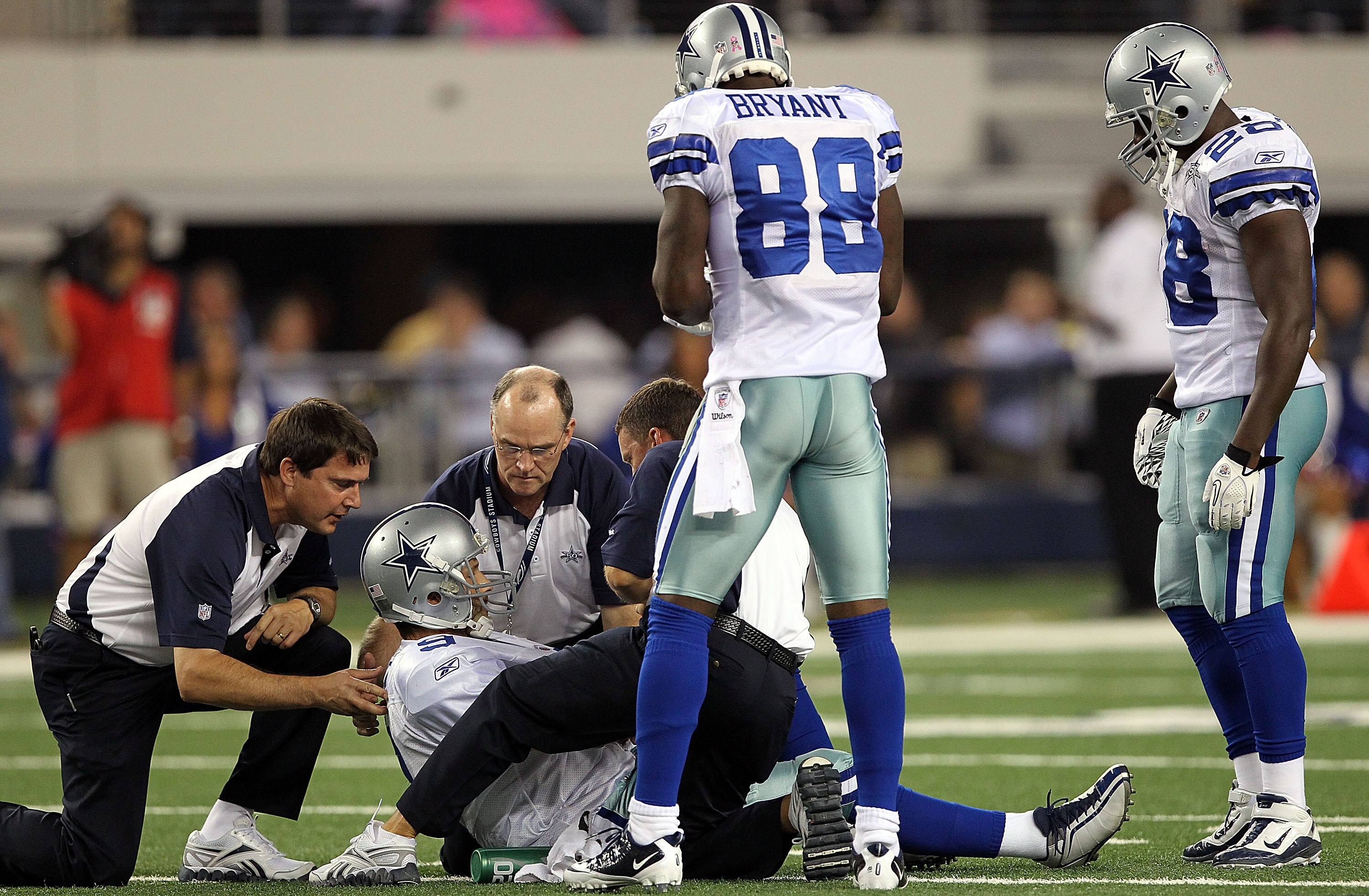 Tony Romo Injury: What His Broken Clavicle Means for Cowboys