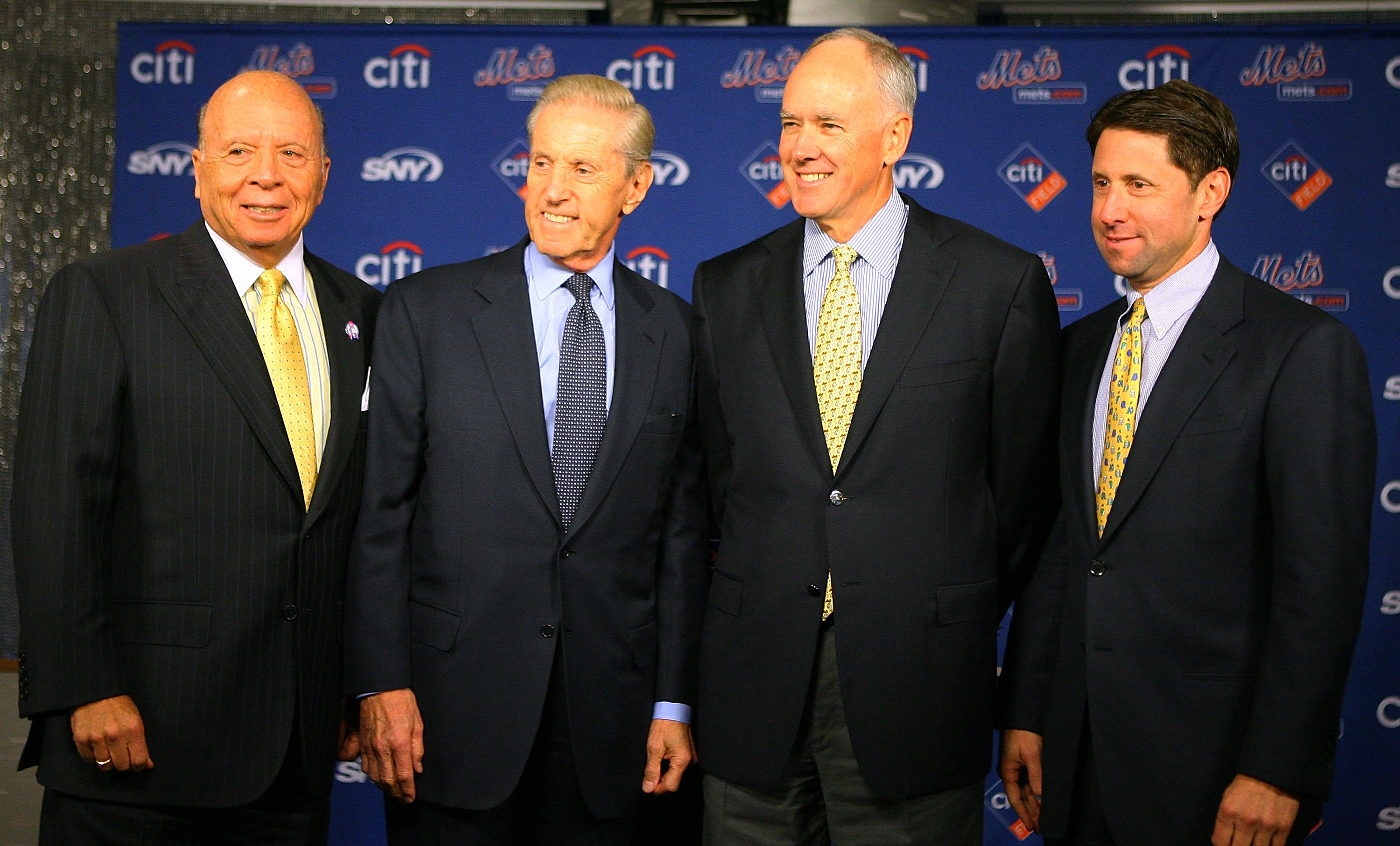 Sandy Alderson Arrives As New York Mets' General Manager: Thoughts From ...