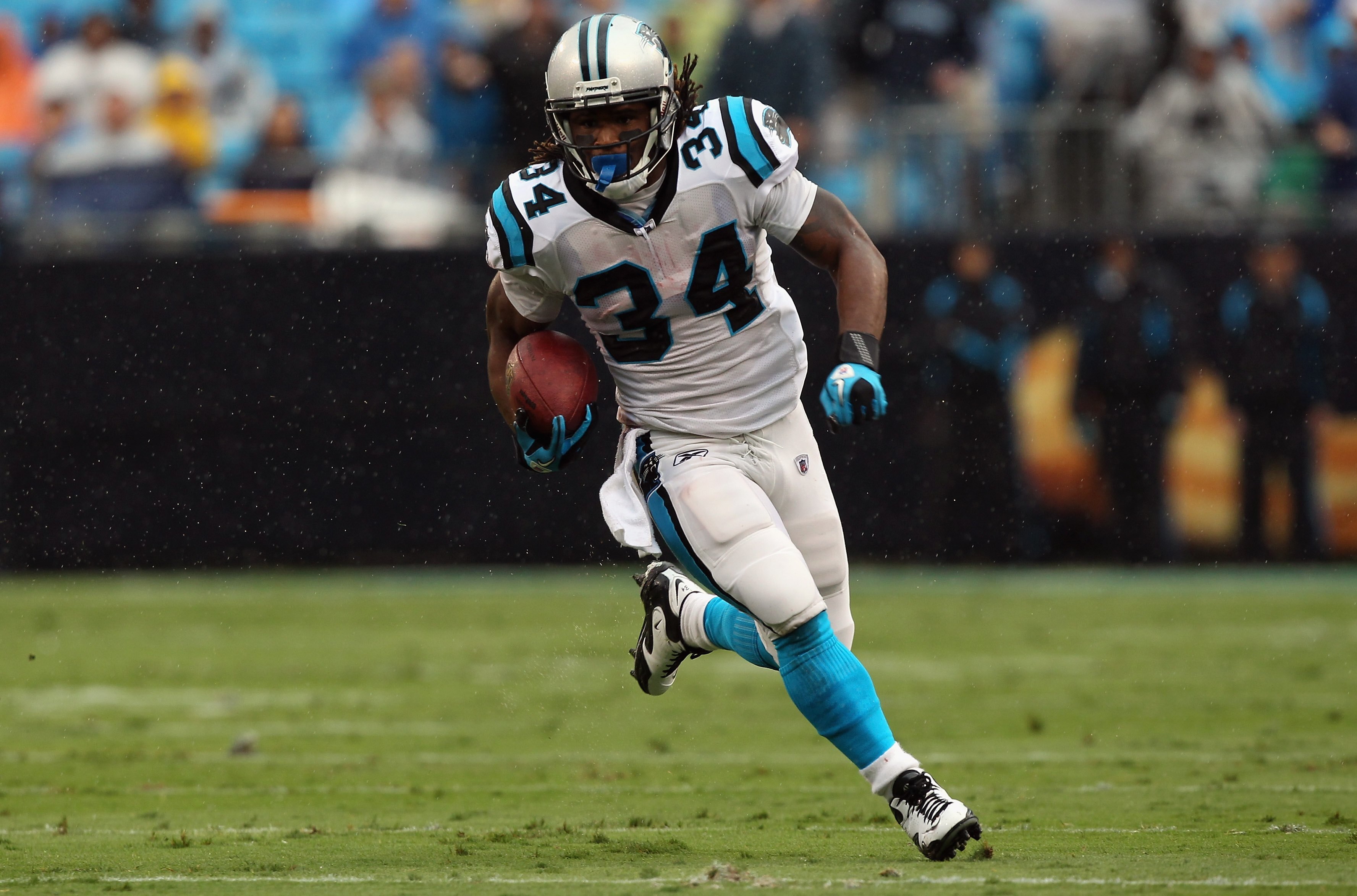 Running Towards History: Greatest Running Backs of Each NFL Team