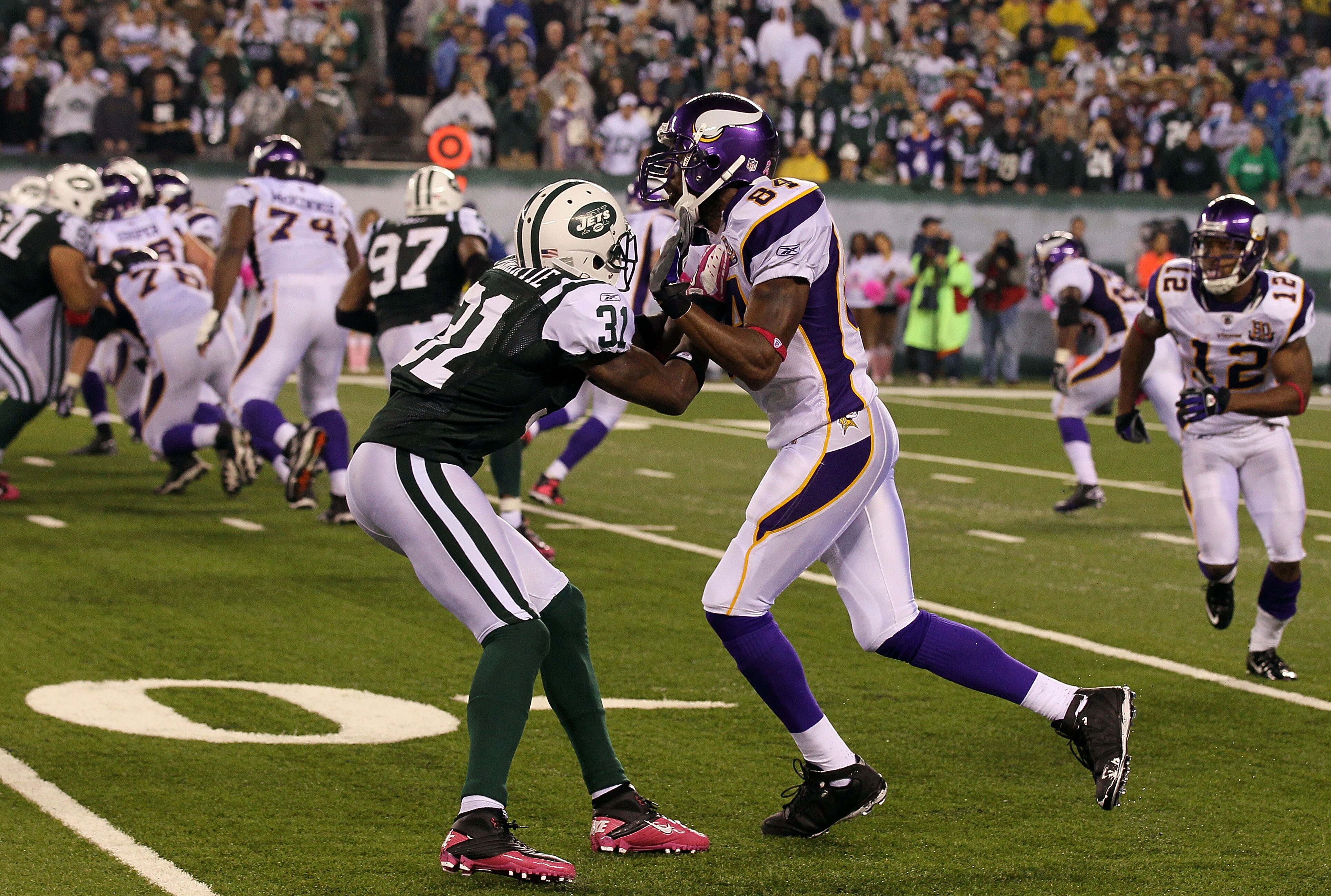 Randy Moss and the Chicago Bears: Reasons Why Moss Should or Shouldn't ...