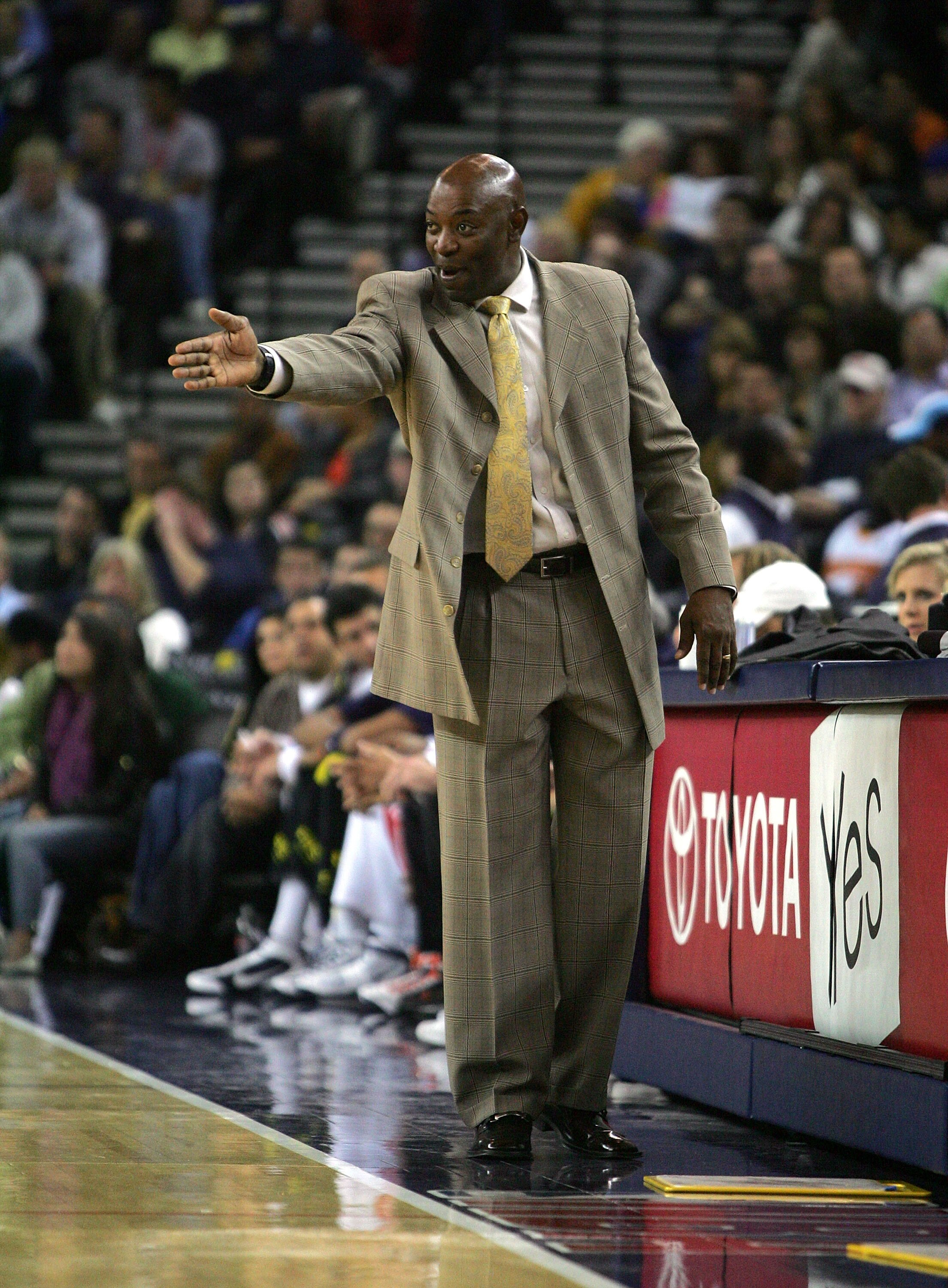2010 NBA Season: Golden State Warriors' Keith Smart Bringing Team Early ...