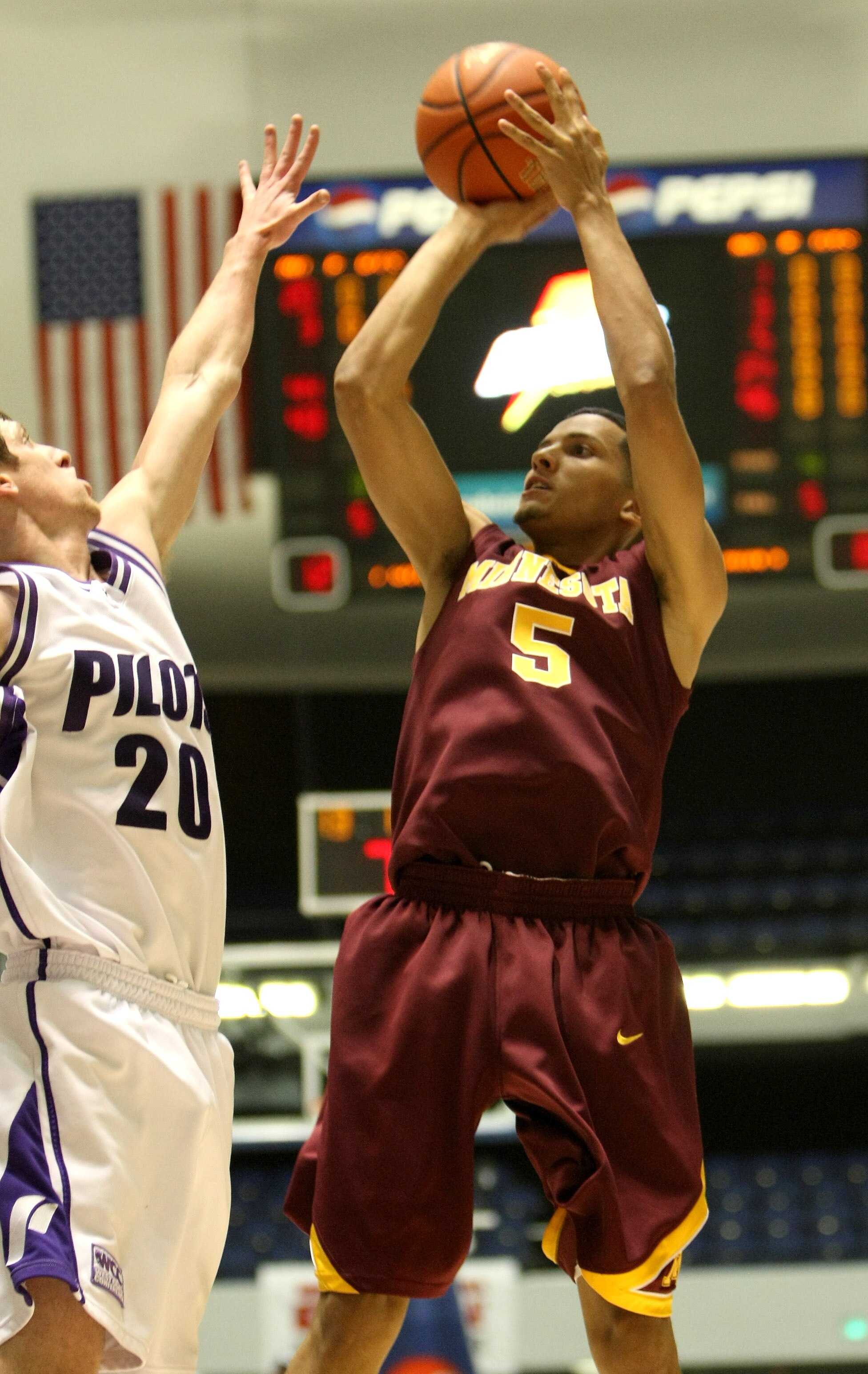 Sweet Sixteen: Three-Point Shooters To Watch in 2010-2011 College Hoops ...