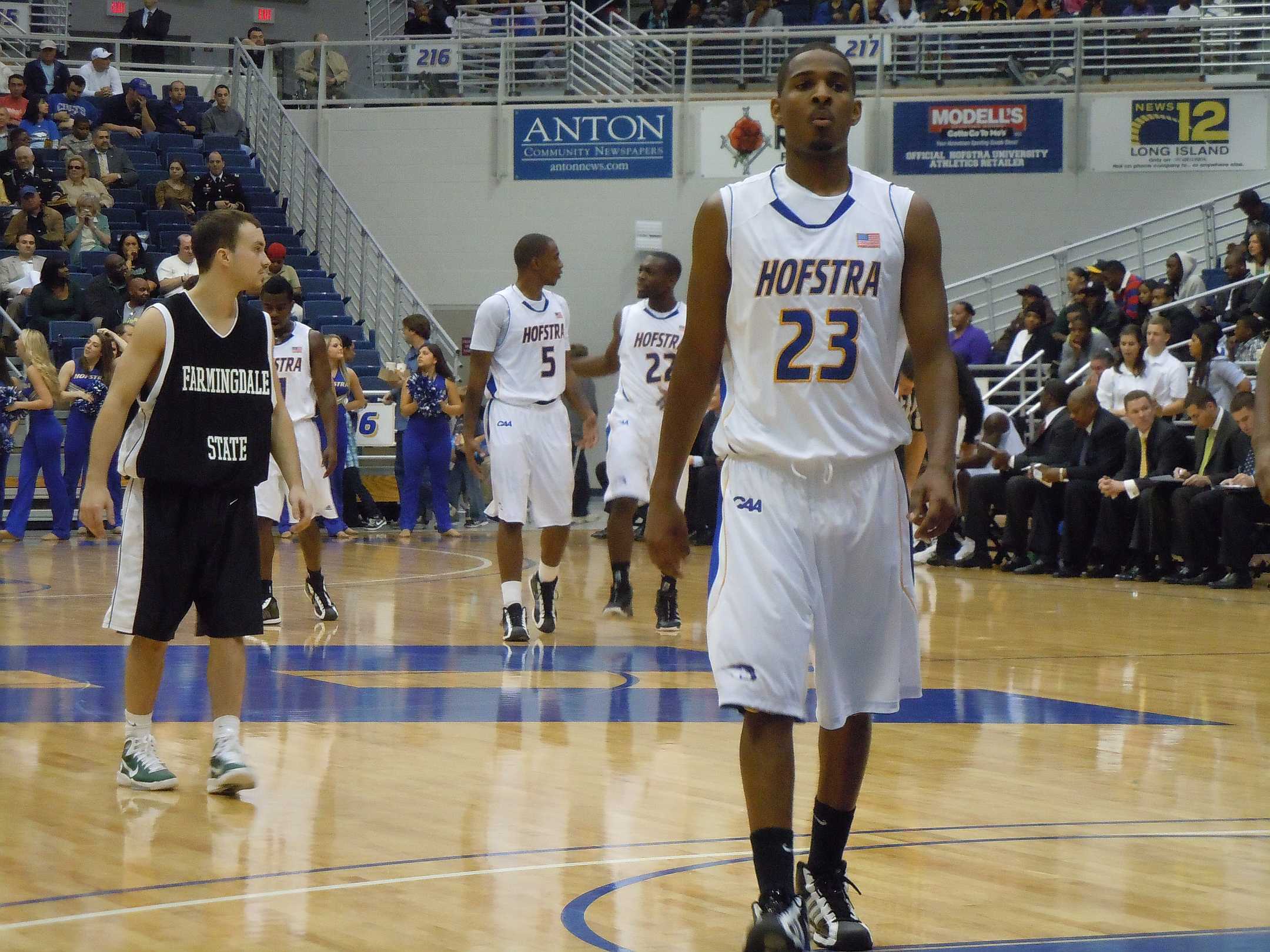 Hofstra Basketball Opens Regular Season with 102-62 Win Over ...