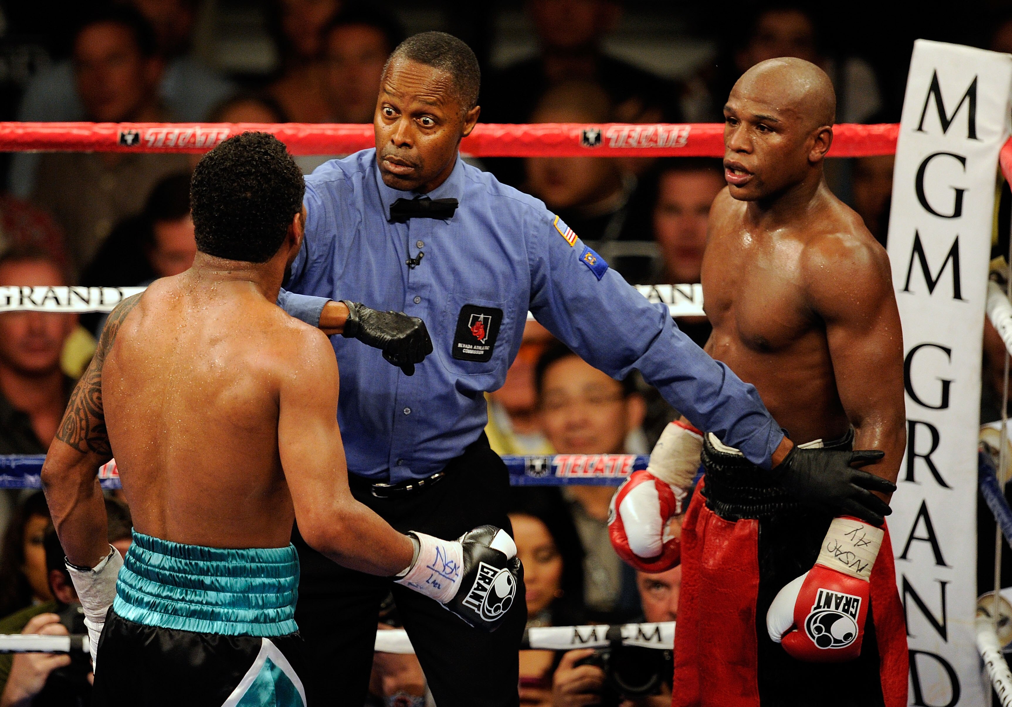 Manny Pacquiao vs. Floyd Mayweather: 10 Reasons Money Is Scared to ...