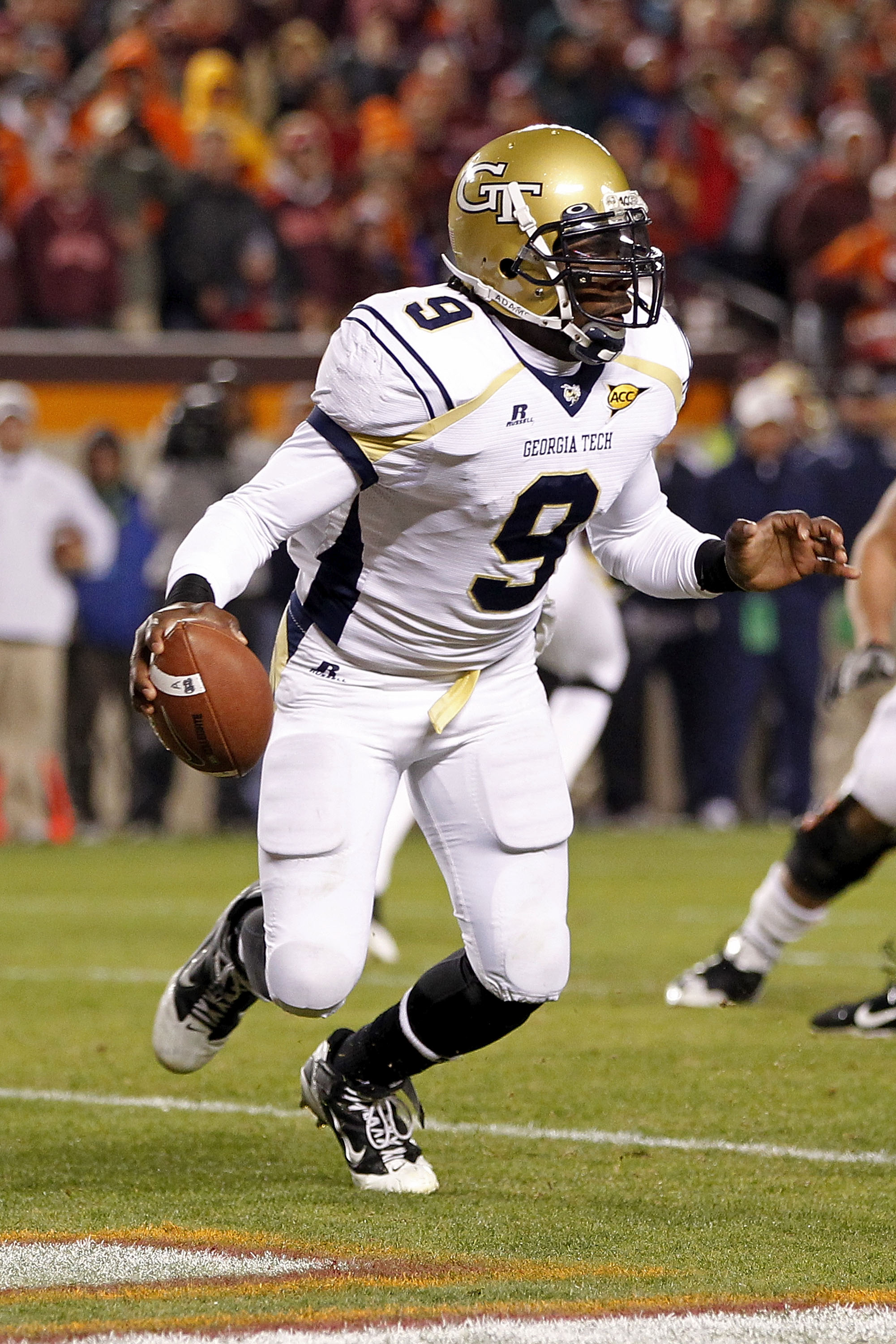 College Football Power Rankings: The 10 Most Overrated Quarterbacks In 2010