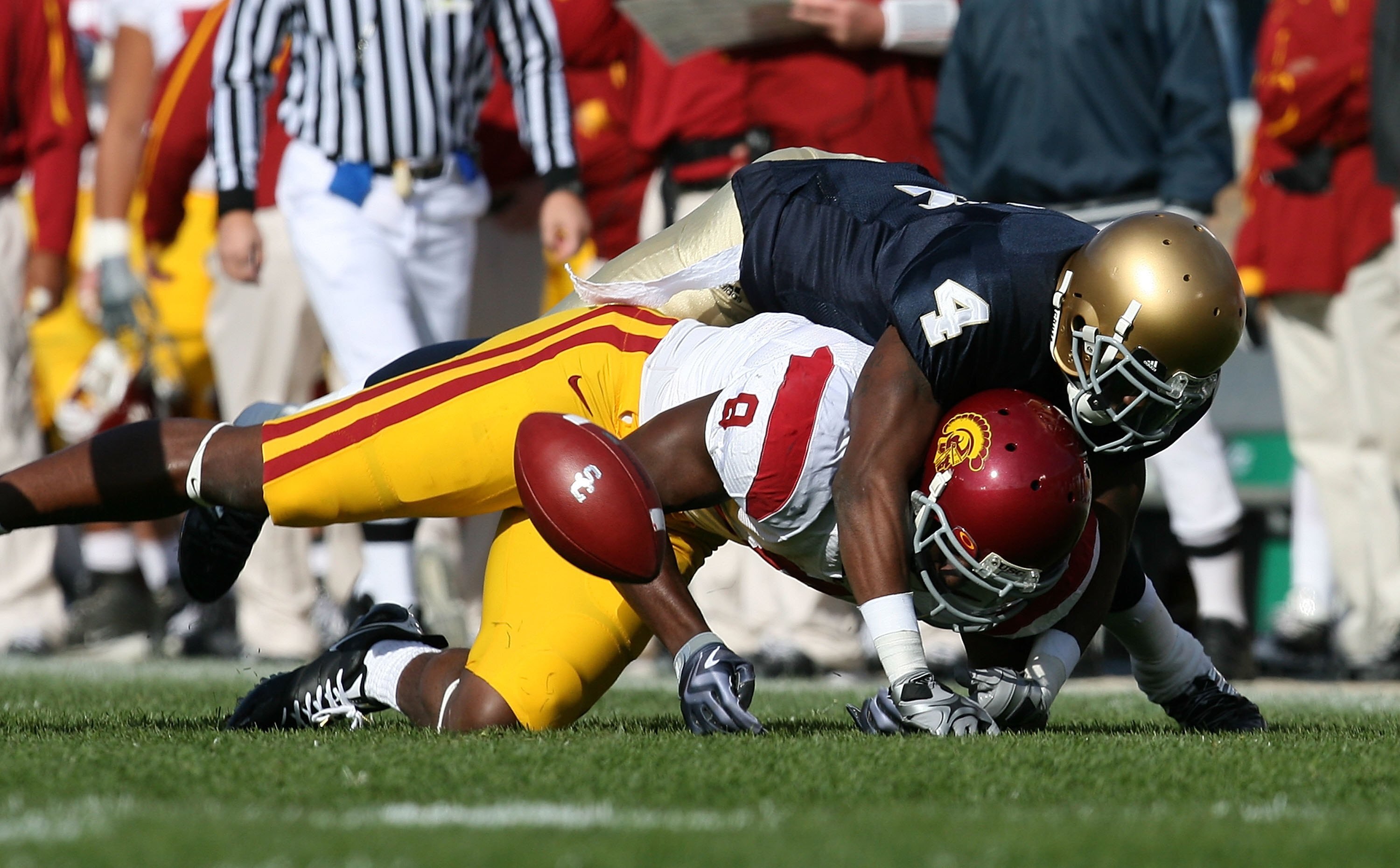 Notre Dame Fighting Irish: 6 Things Team Must Do To Break USC Losing Streak