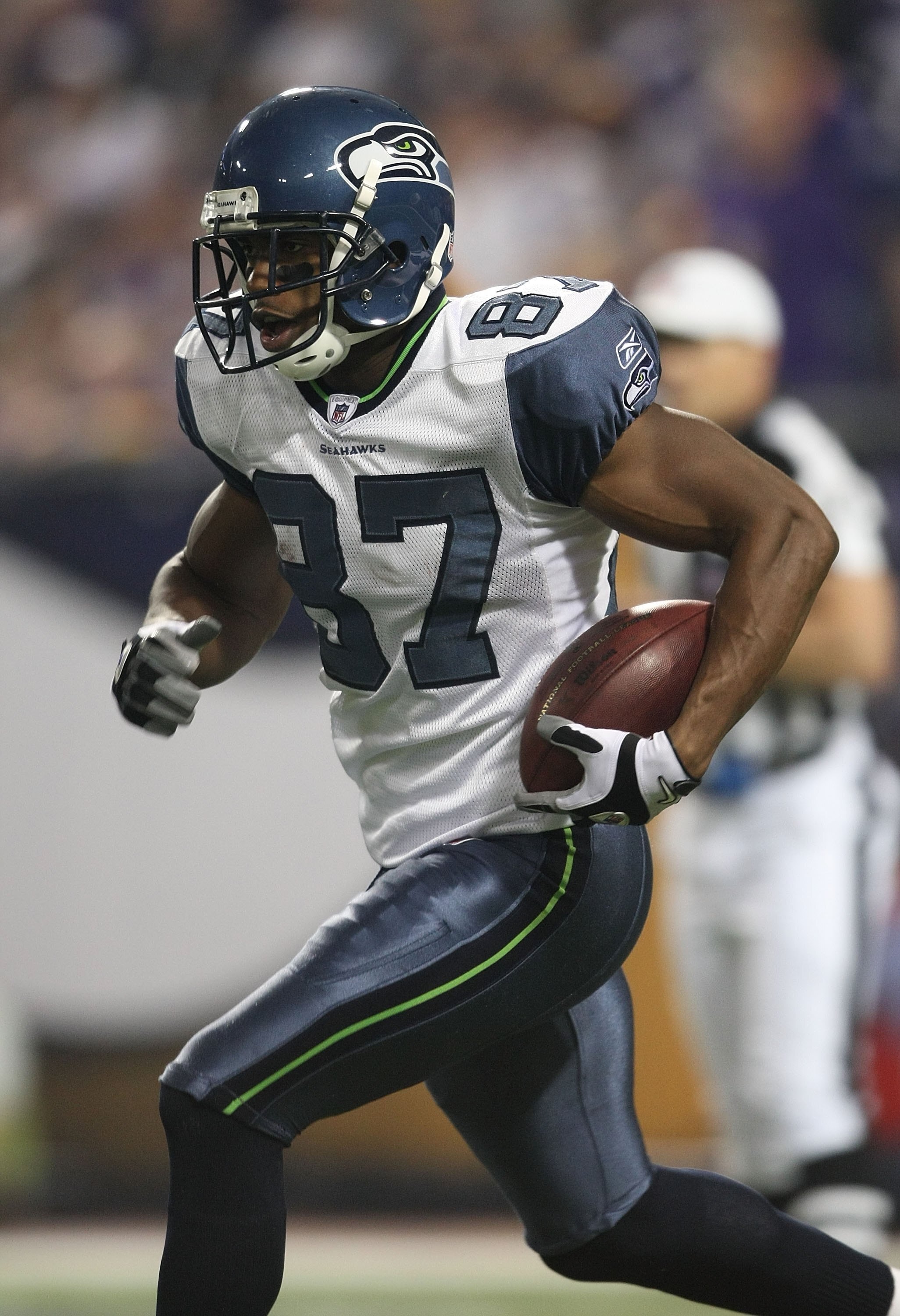 Fantasy Football: Ben Obomanu and the Waiver Wire Must-Haves of Week 13 ...