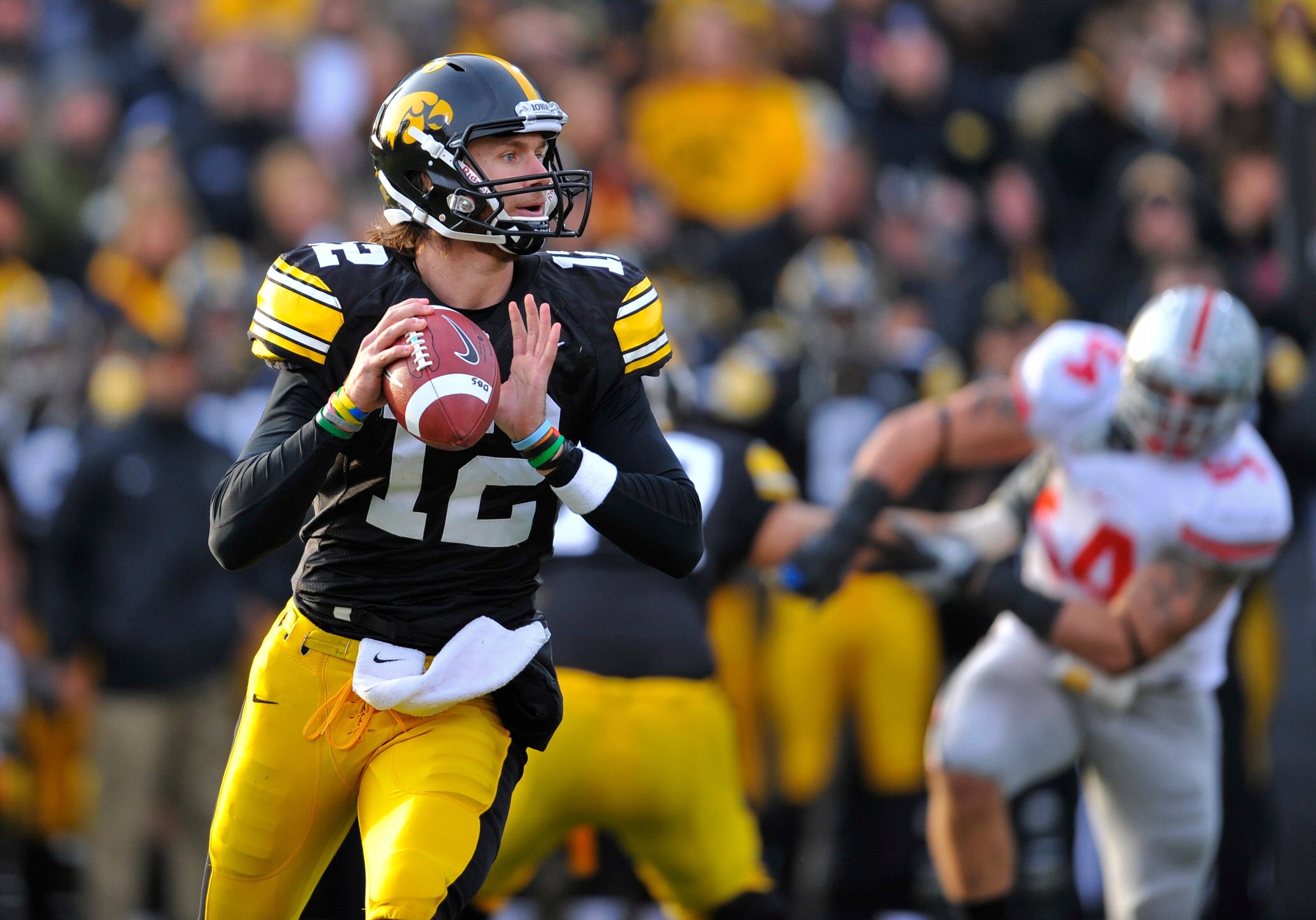 Insight Bowl 2010: 10 Things To Know About Missouri vs. Iowa