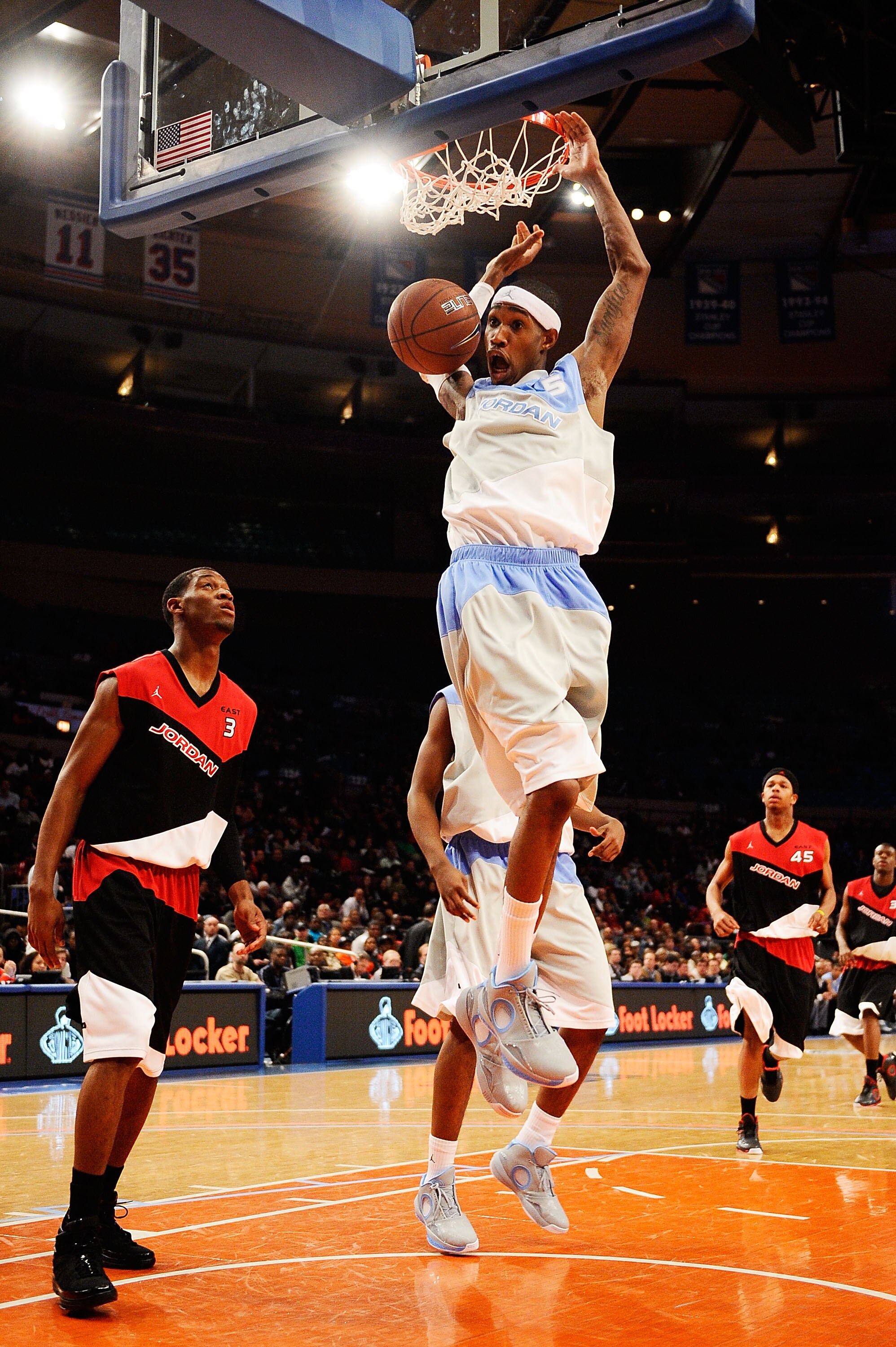 NCAA Basketball Top 25: Week 5 Rankings...Players | News, Scores ...