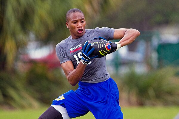 The Top 2011 Football Recruiting Target for Every Team in the Final BCS ...