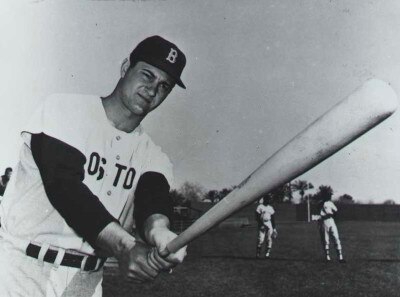 Derek Jeter and the 20 Best Baseball Players To Wear Just One Uniform