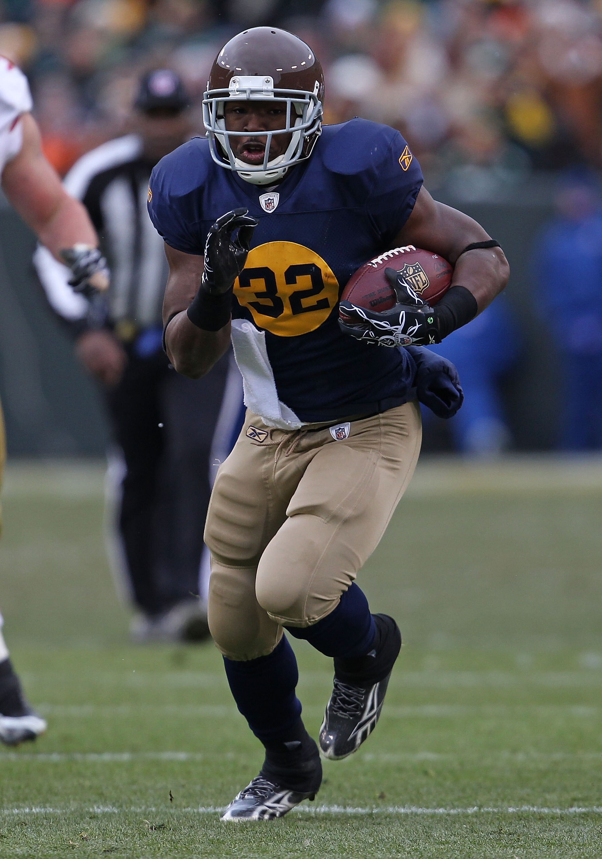 Brett Favre's Streak in Doubt As Part of Fantasy NFL's Week 14 Fallers