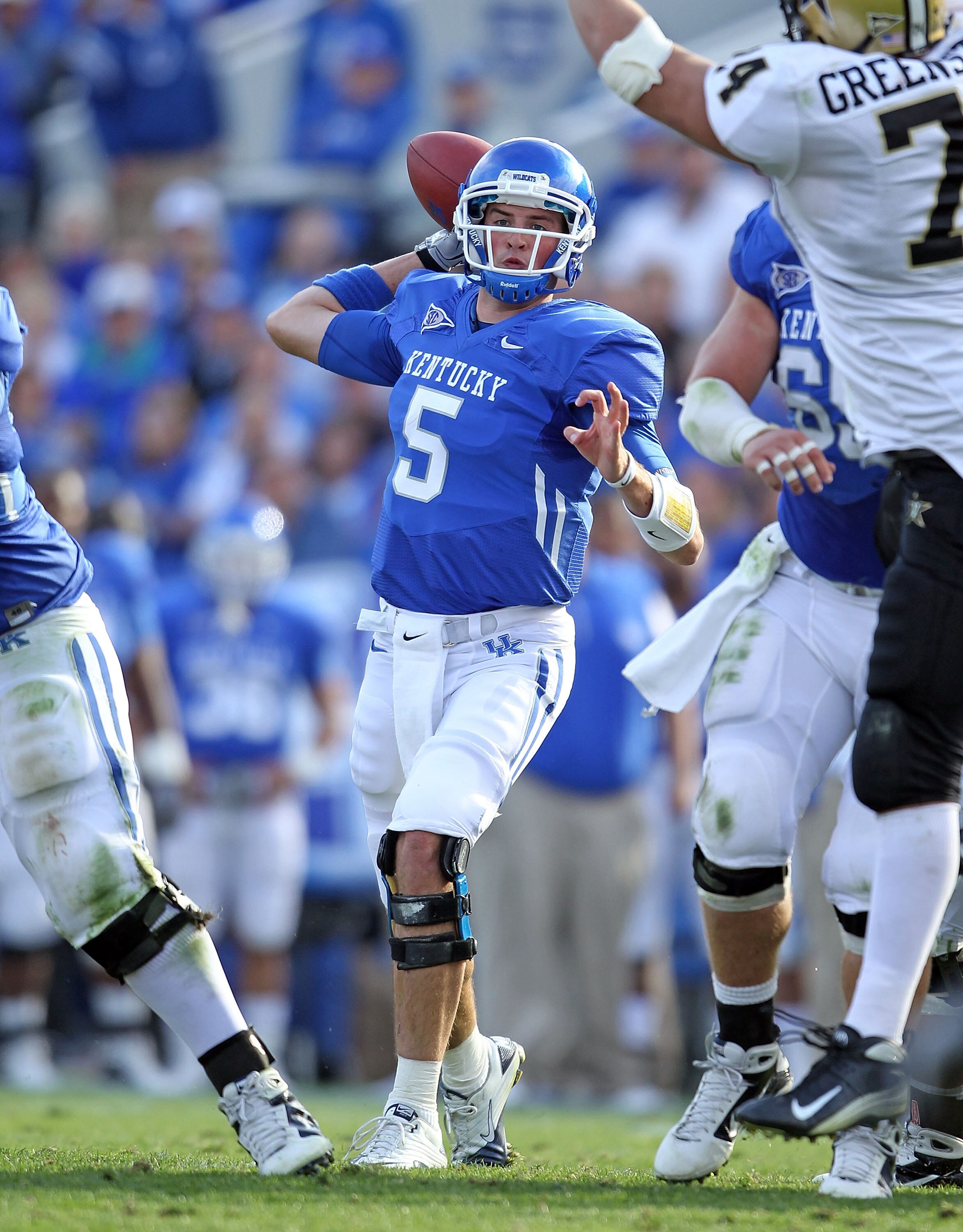 Mike Hartline: How The University Of Kentucky's Quarterback's Arrest Hurts