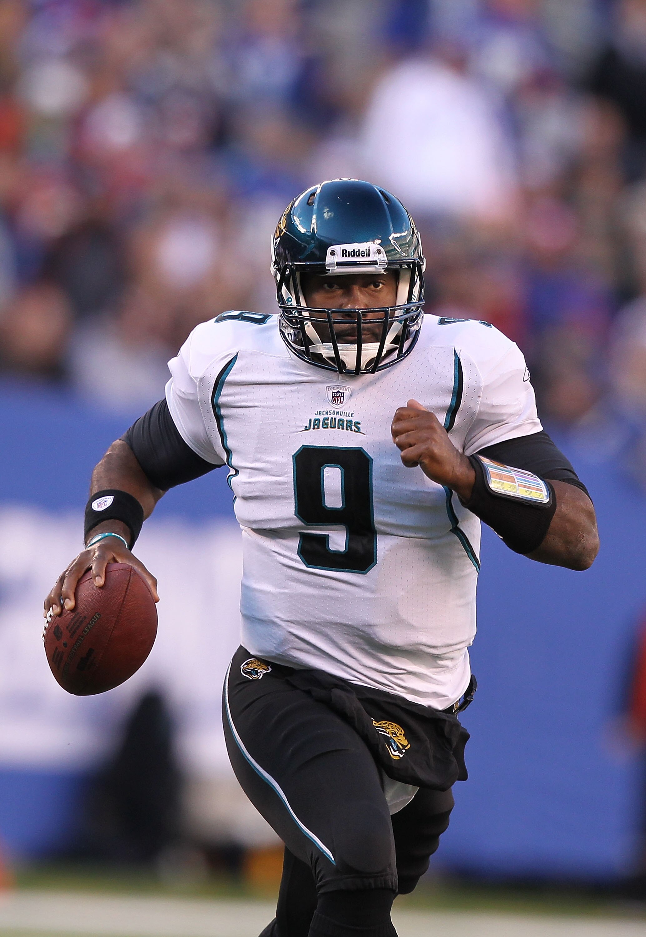 NFL Week 14: Blizzard Conditions in Chicago and 4 Last-Minute Picks