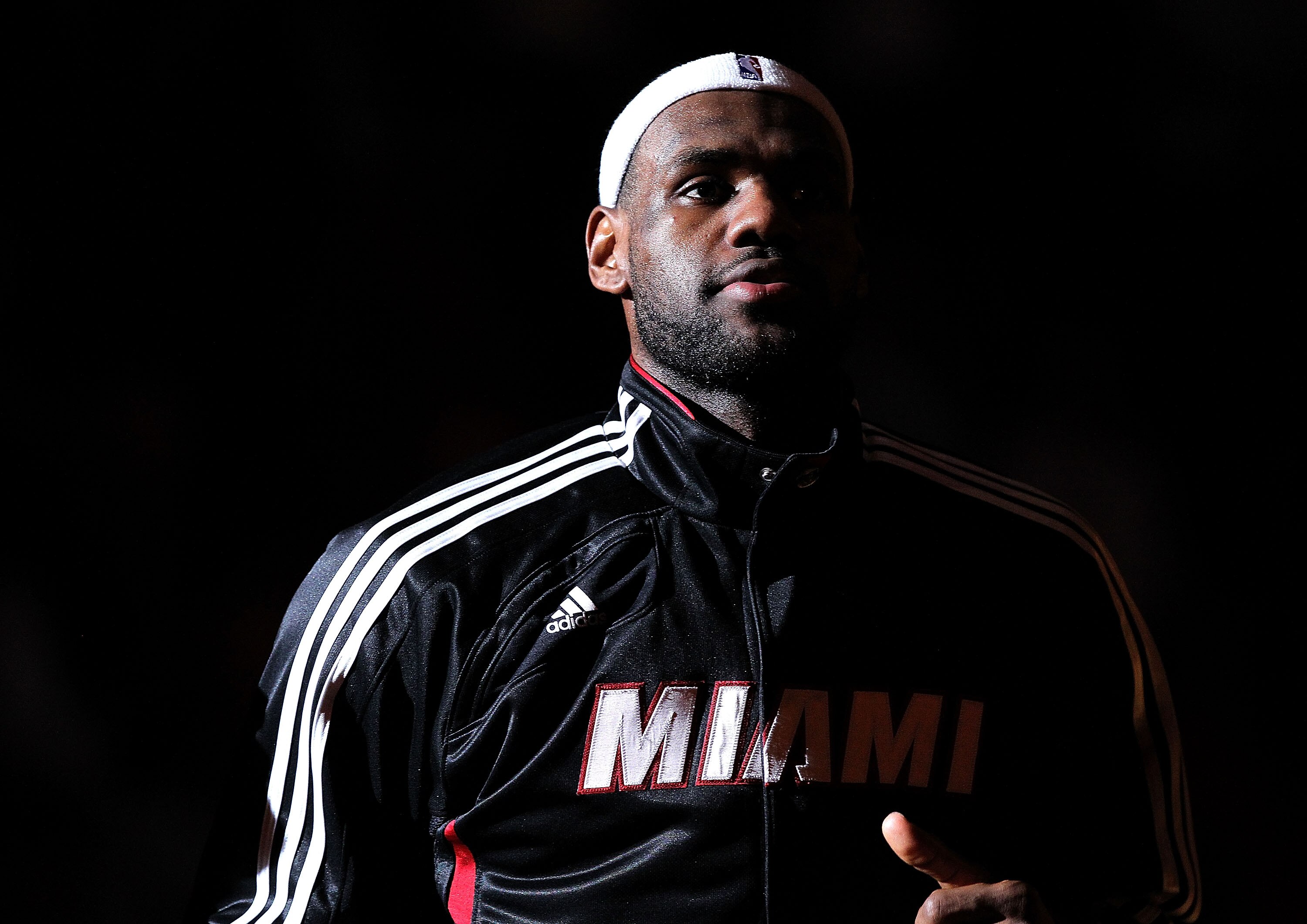 LeBron James and the 15 Most Suffocating Defenders in the NBA