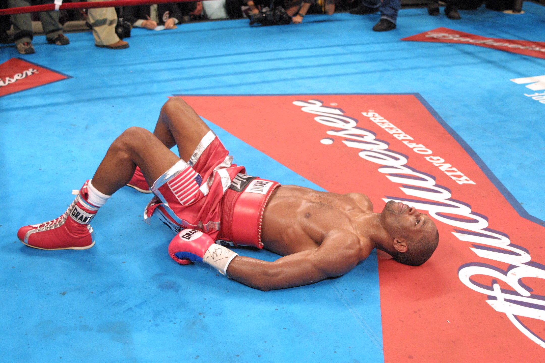 Bernard Hopkins Vs. Jean Pascal: 10 Things You Need To Know about the Fight